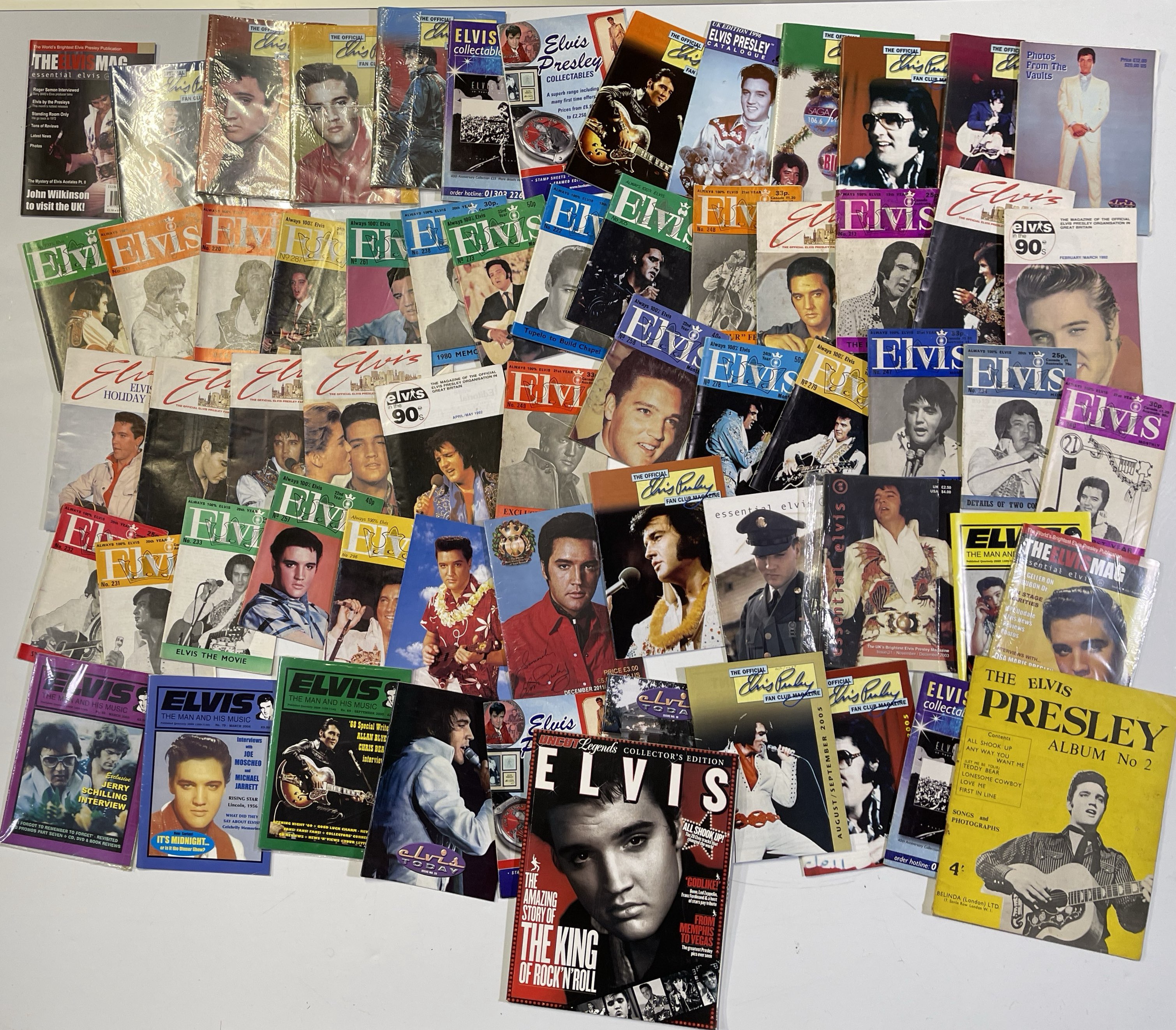 Lot 290 - ELVIS PRESLEY - ANNUALS, FAN CLUB MAGAZINES