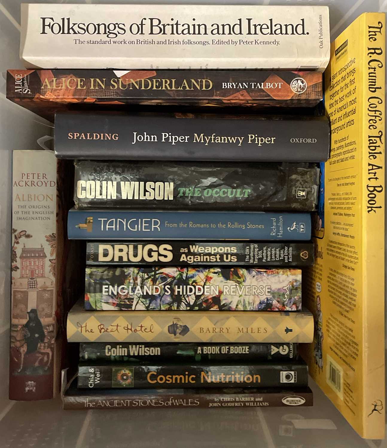 Lot 40 - LITERATURE / ESOTERIC / WEIRD AND WONDERFUL