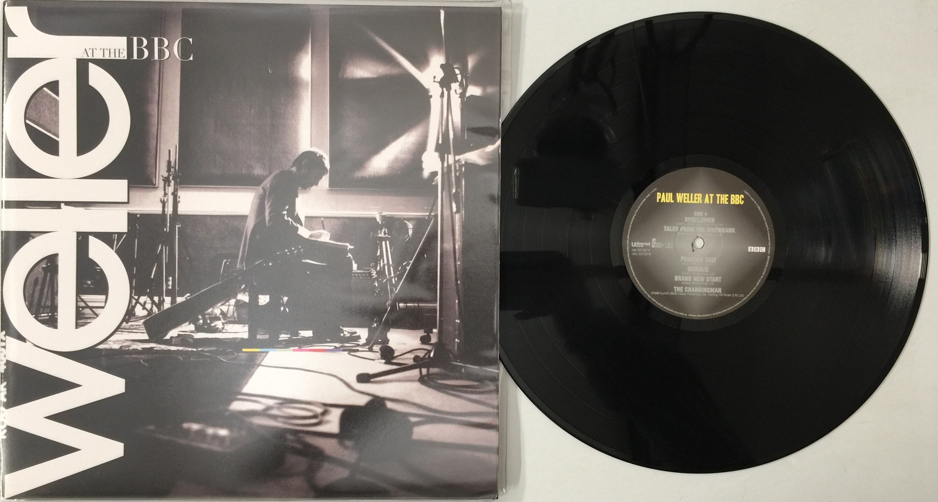 Lot 71 - PAUL WELLER - AT THE BBC LP (5313274)