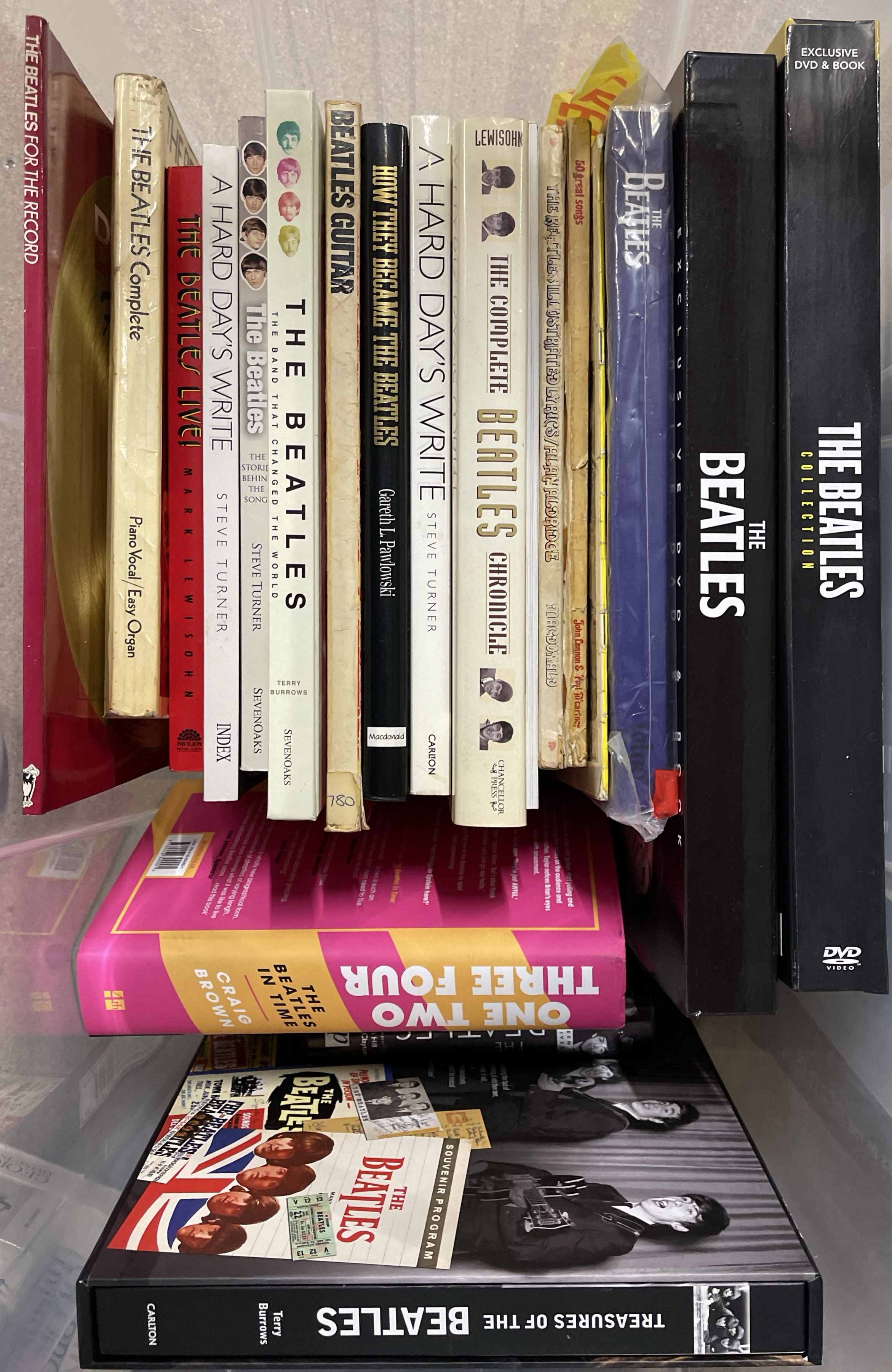 Lot 249 - THE BEATLES - BOOK COLLECTION.