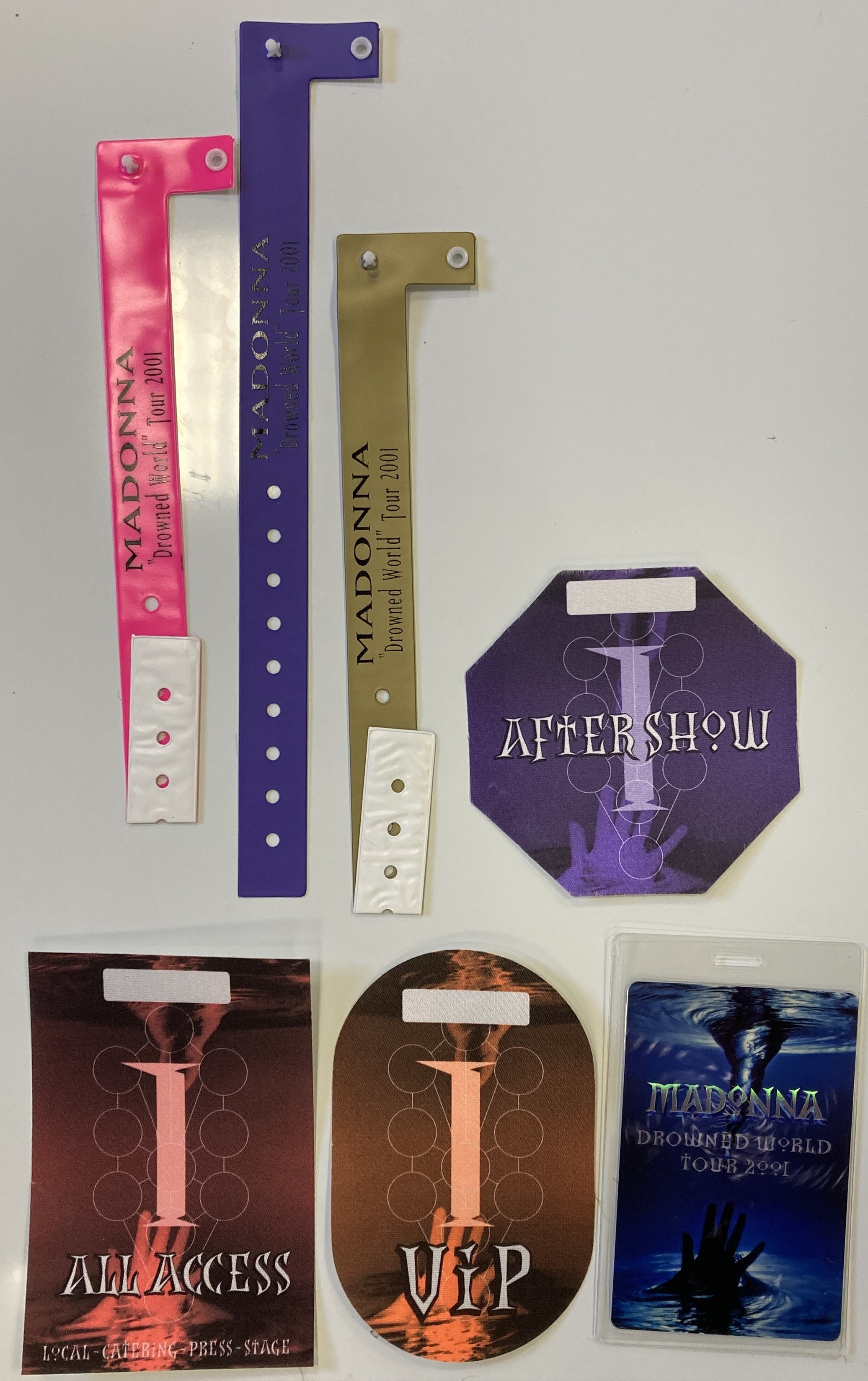 Lot 34 - MADONNA MEMORABILIA