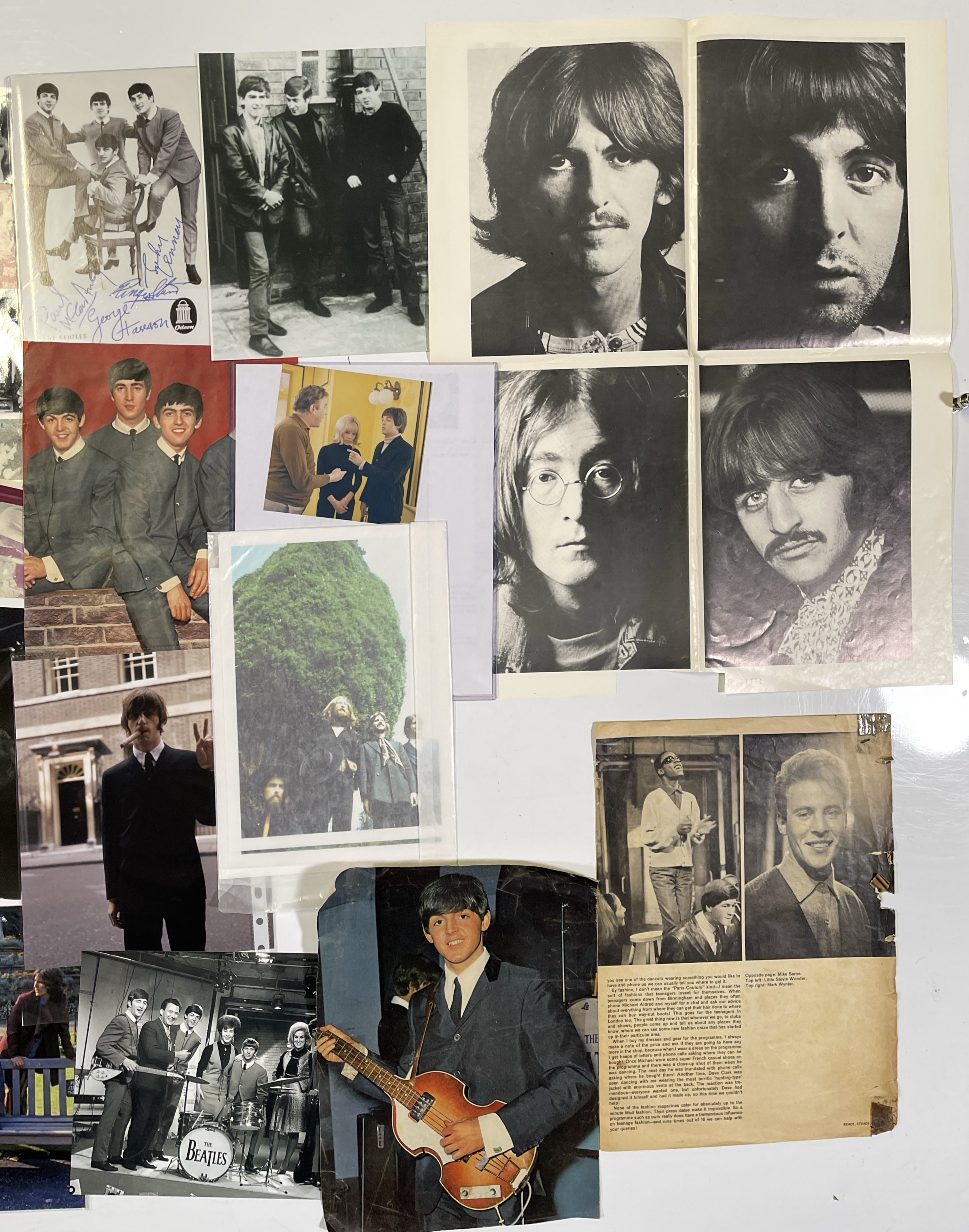 Lot 199 - THE BEATLES - FAN TAKEN PHOTOS /POSTERS AND