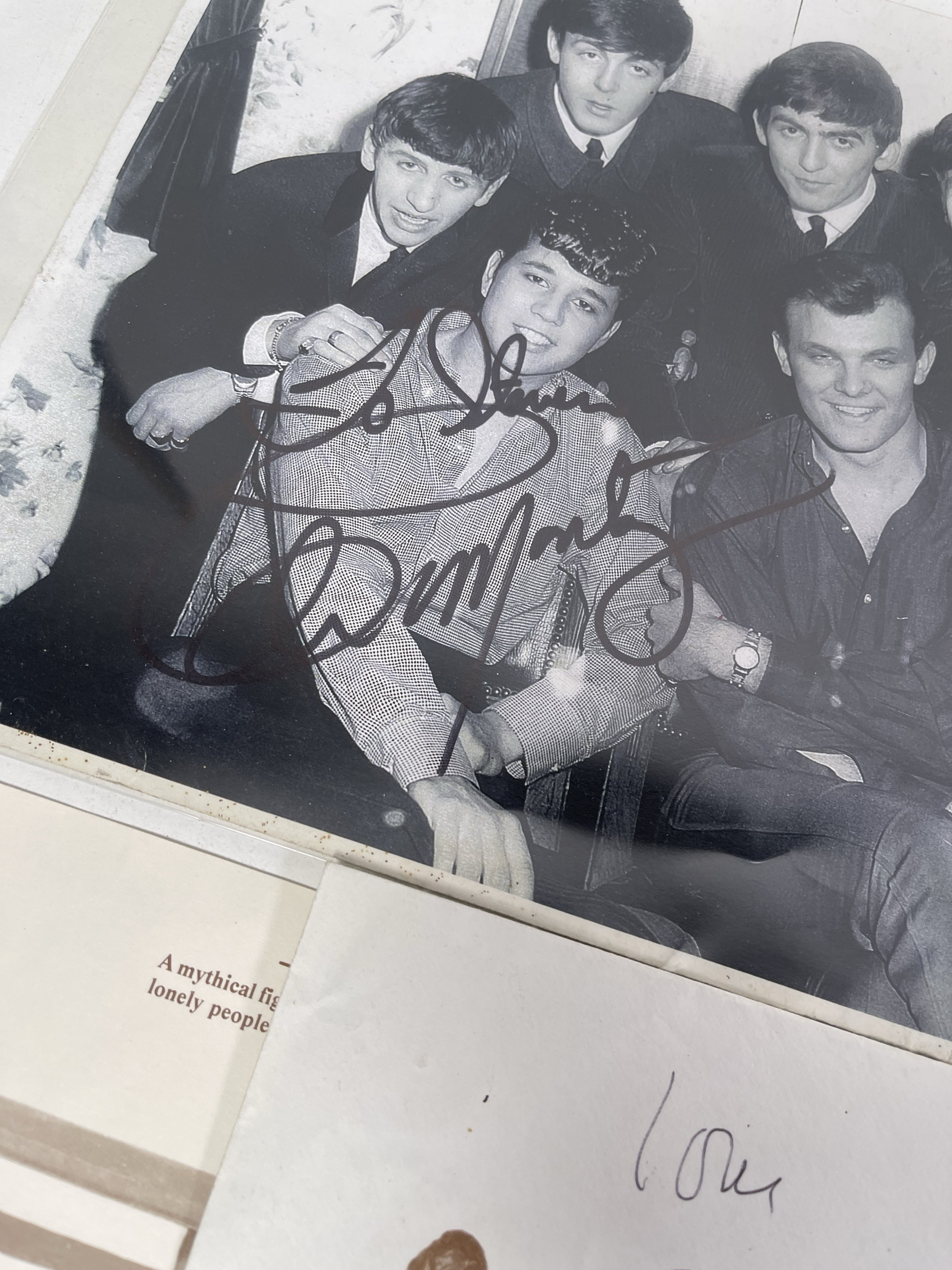 Lot 331 - THE BEATLES - BEATLES RELATED SIGNATURES INC