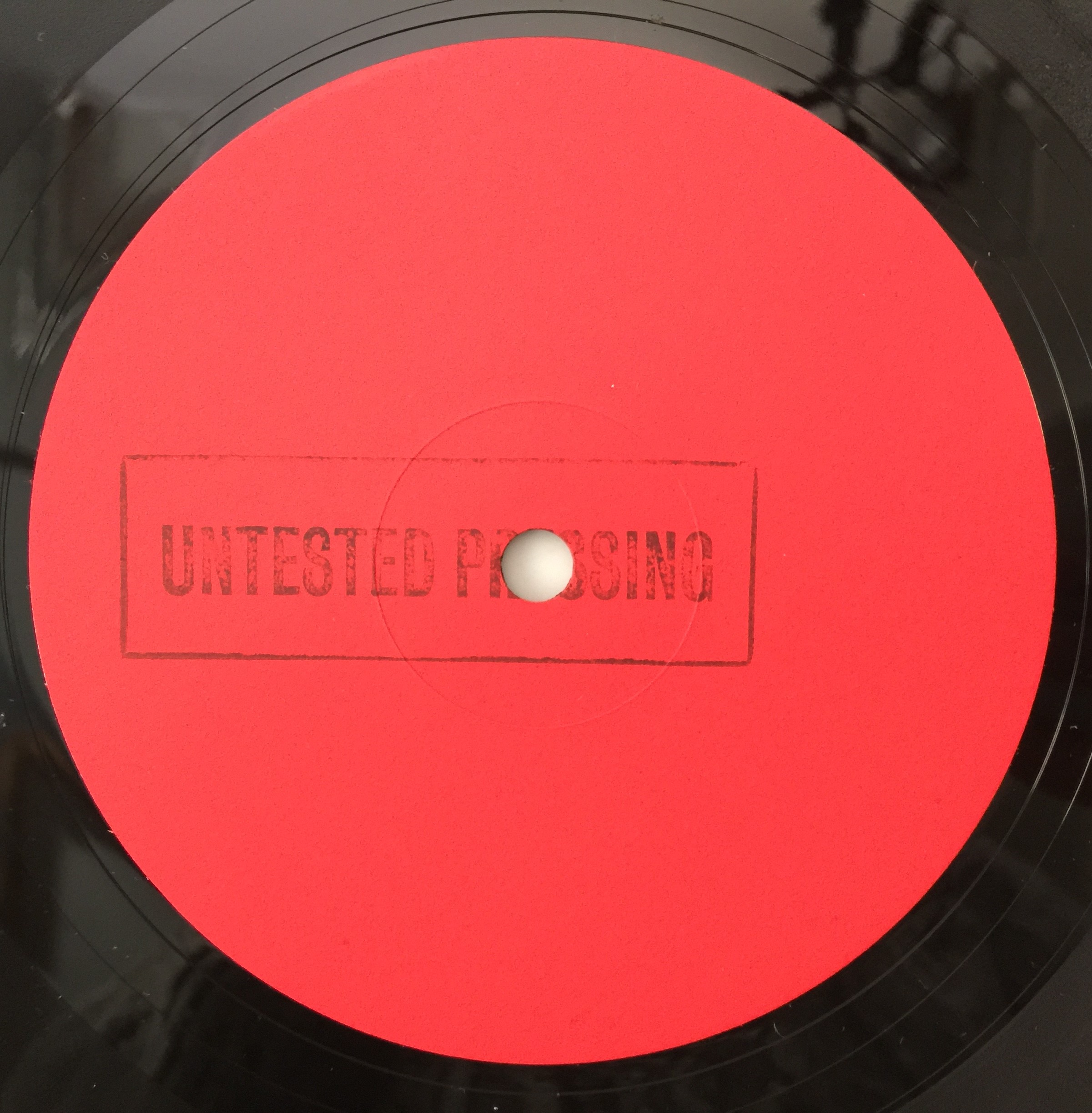 Lot 47 - THE BEATLES - PLEASE PLEASE ME LP TEST