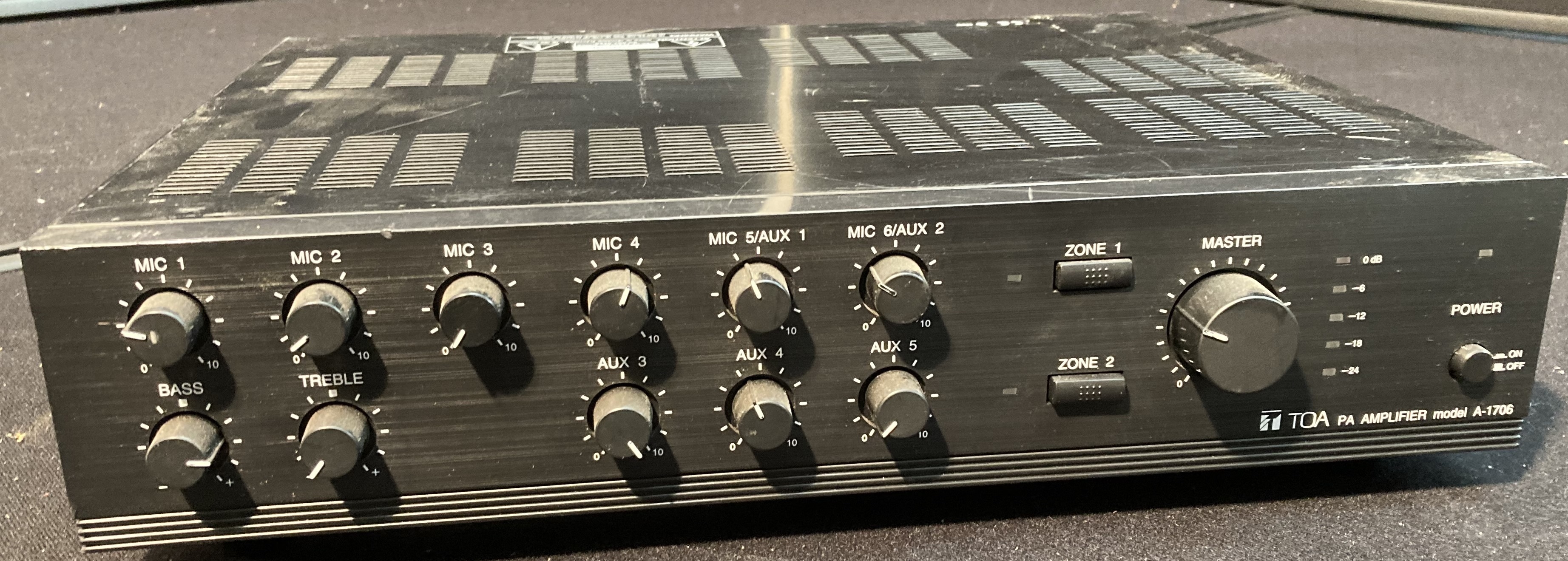 Lot 62 - TOA AMPLIFIERS.