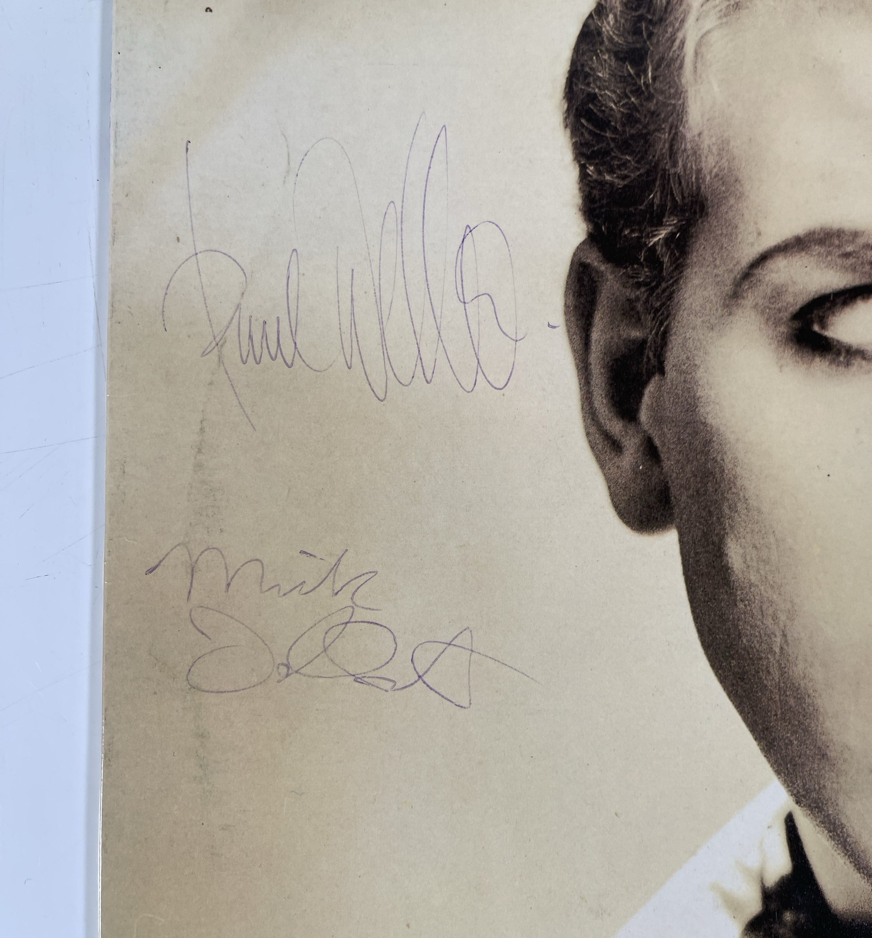 Lot 519 - PAUL WELLER/STYLE COUNCIL SIGNED