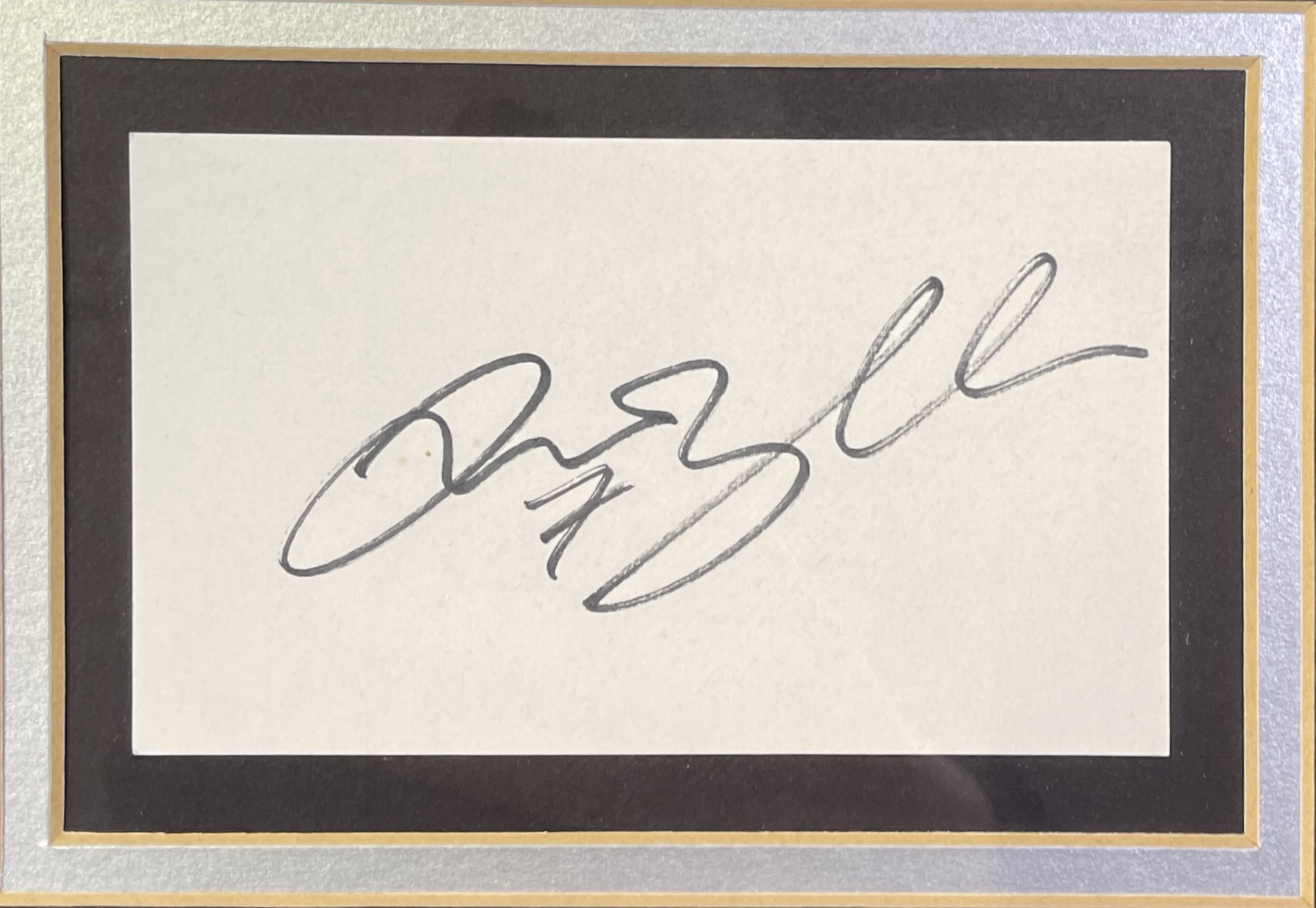 Lot 311 - DAVID BECKHAM - SIGNED DISPLAY.