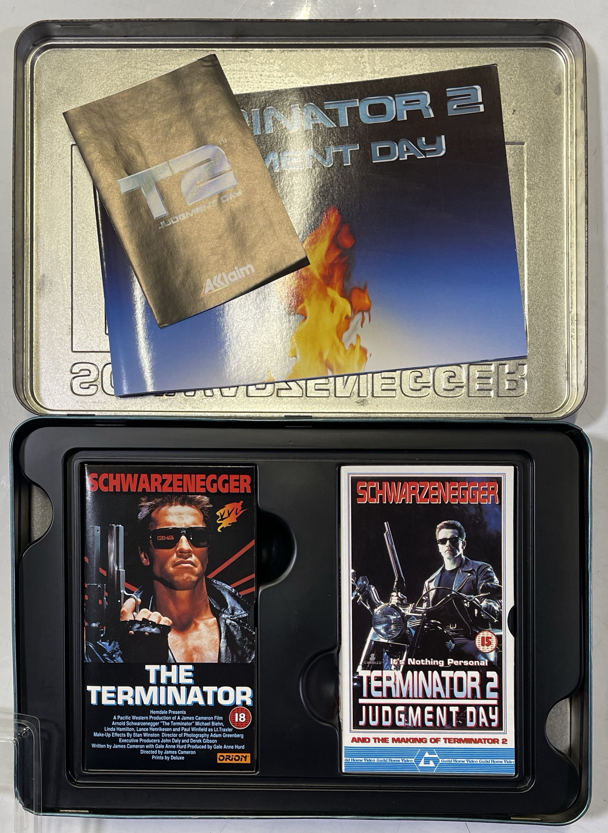 Lot 216 - FILM COLLECTABLES INC ORIGINAL JURASSIC PARK