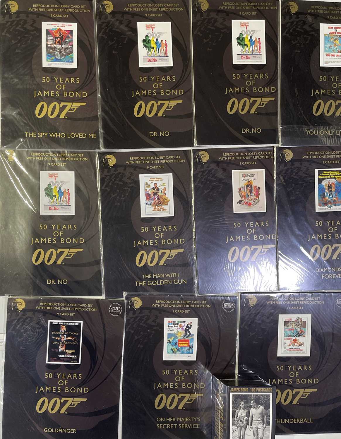 Lot 167 - JAMES BOND - OFFICIAL REPRODUCTION LOBBY