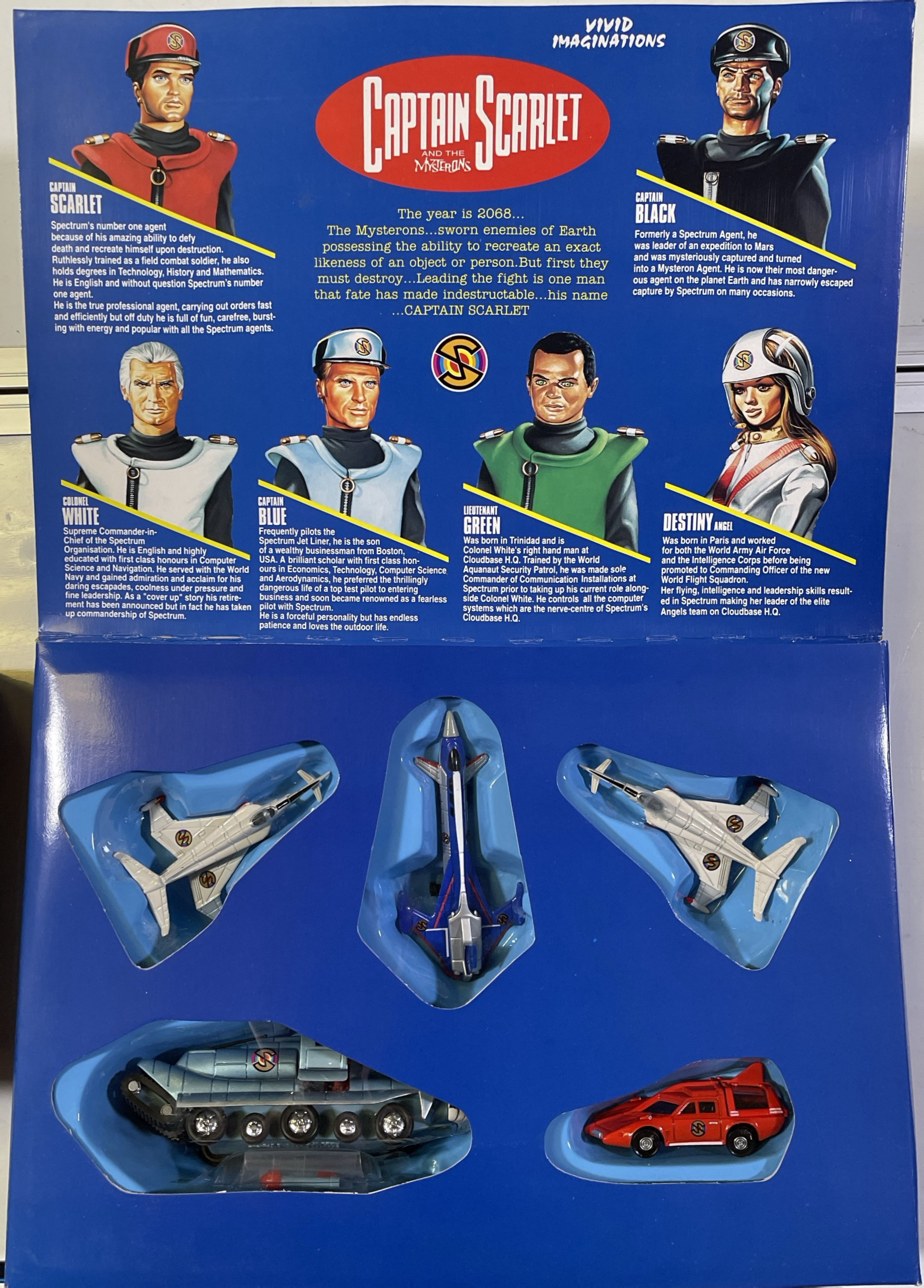 Lot 221 - GERRY ANDERSON - CAPTAIN SCARLET / STAR WARS