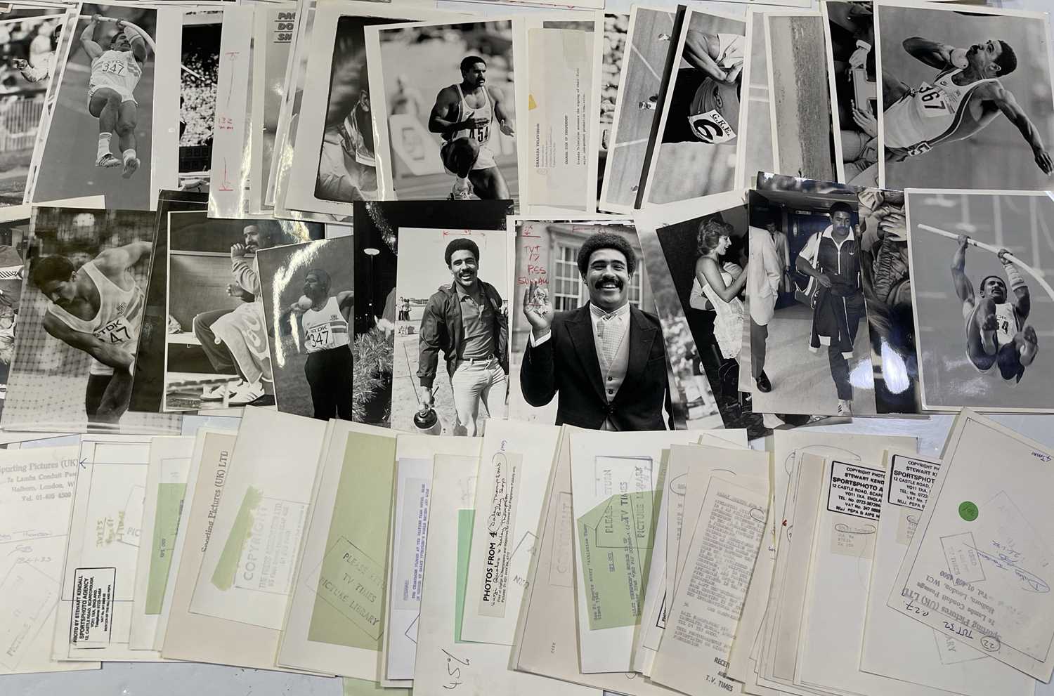 Lot 271 - DALEY THOMPSON - LARGE COLLECTION OF PRESS