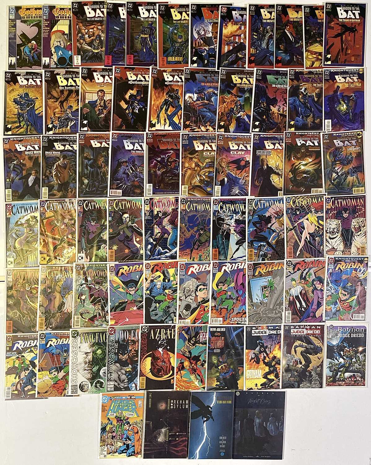 Lot 101 - BATMAN RELATED COMICS.