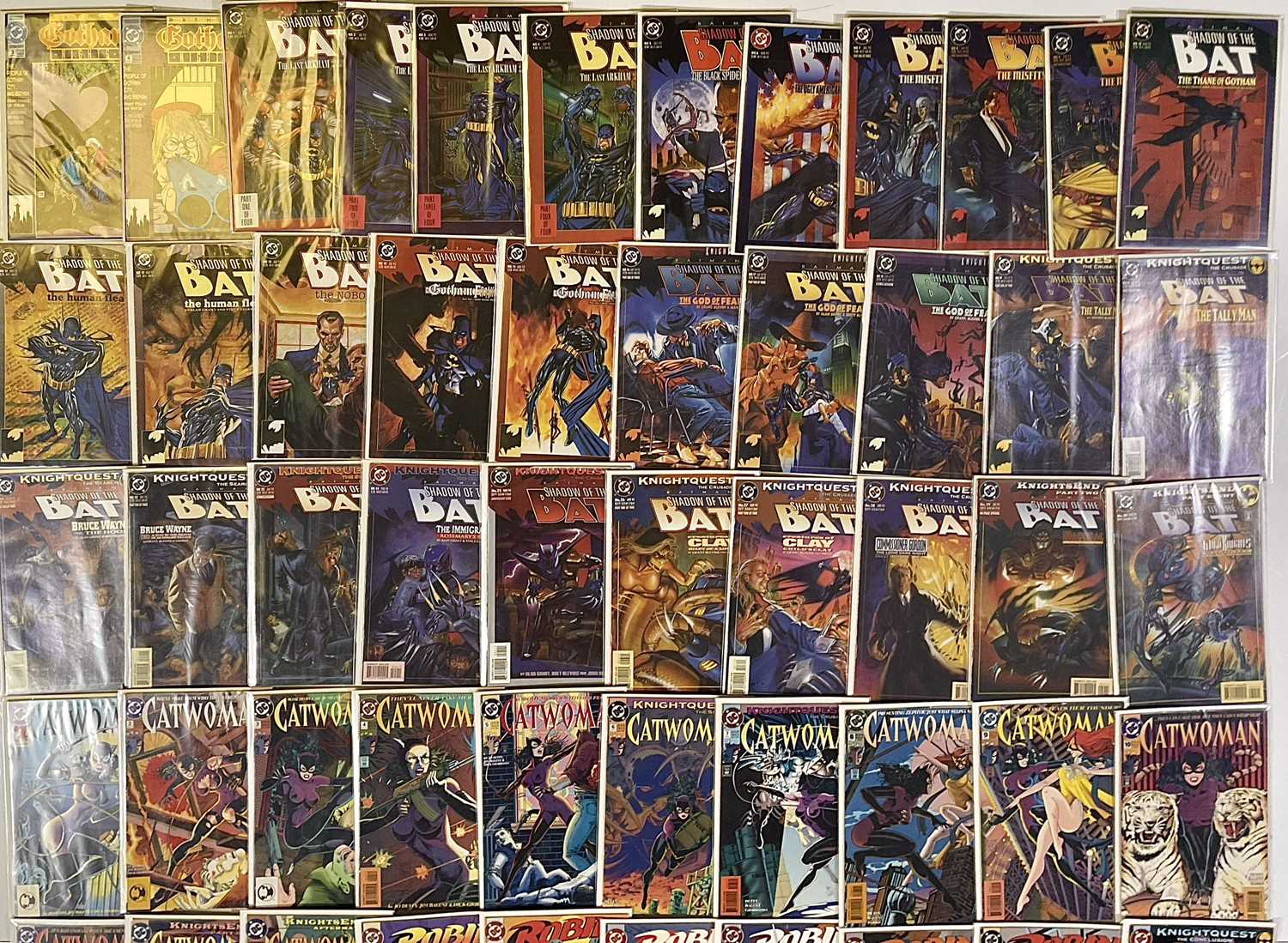 Lot 101 - BATMAN RELATED COMICS.