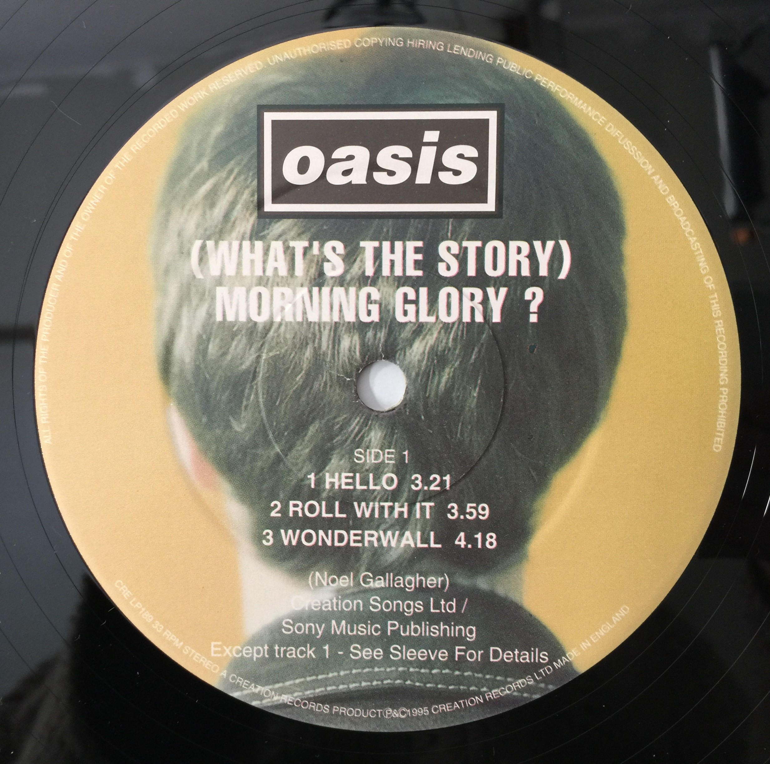 Lot 17 - OASIS - (WHAT'S THE STORY) MORNING GLORY? LP