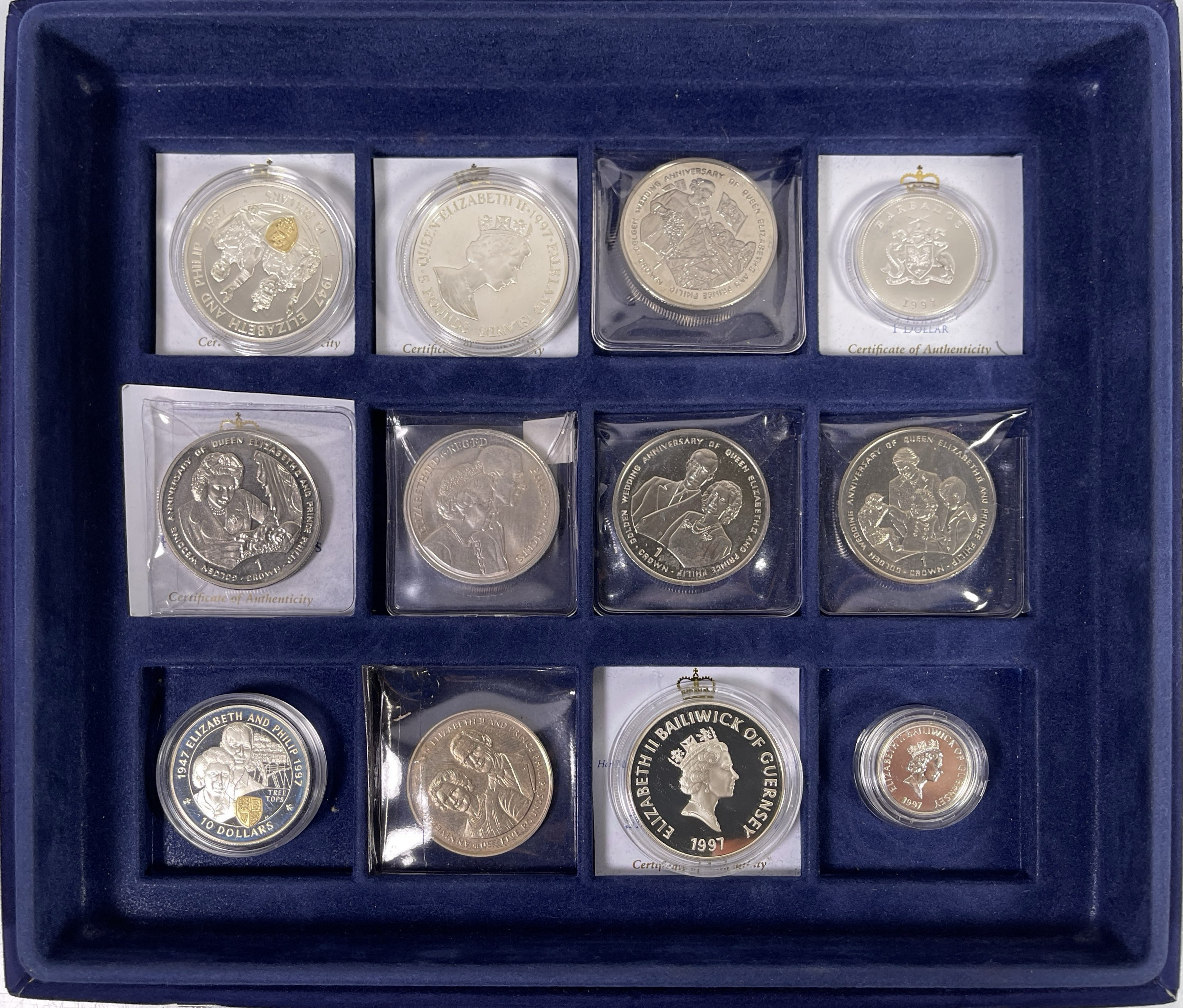 Lot 62 - QUEEN ELIZABETH II GOLDEN WEDDING COIN SET.