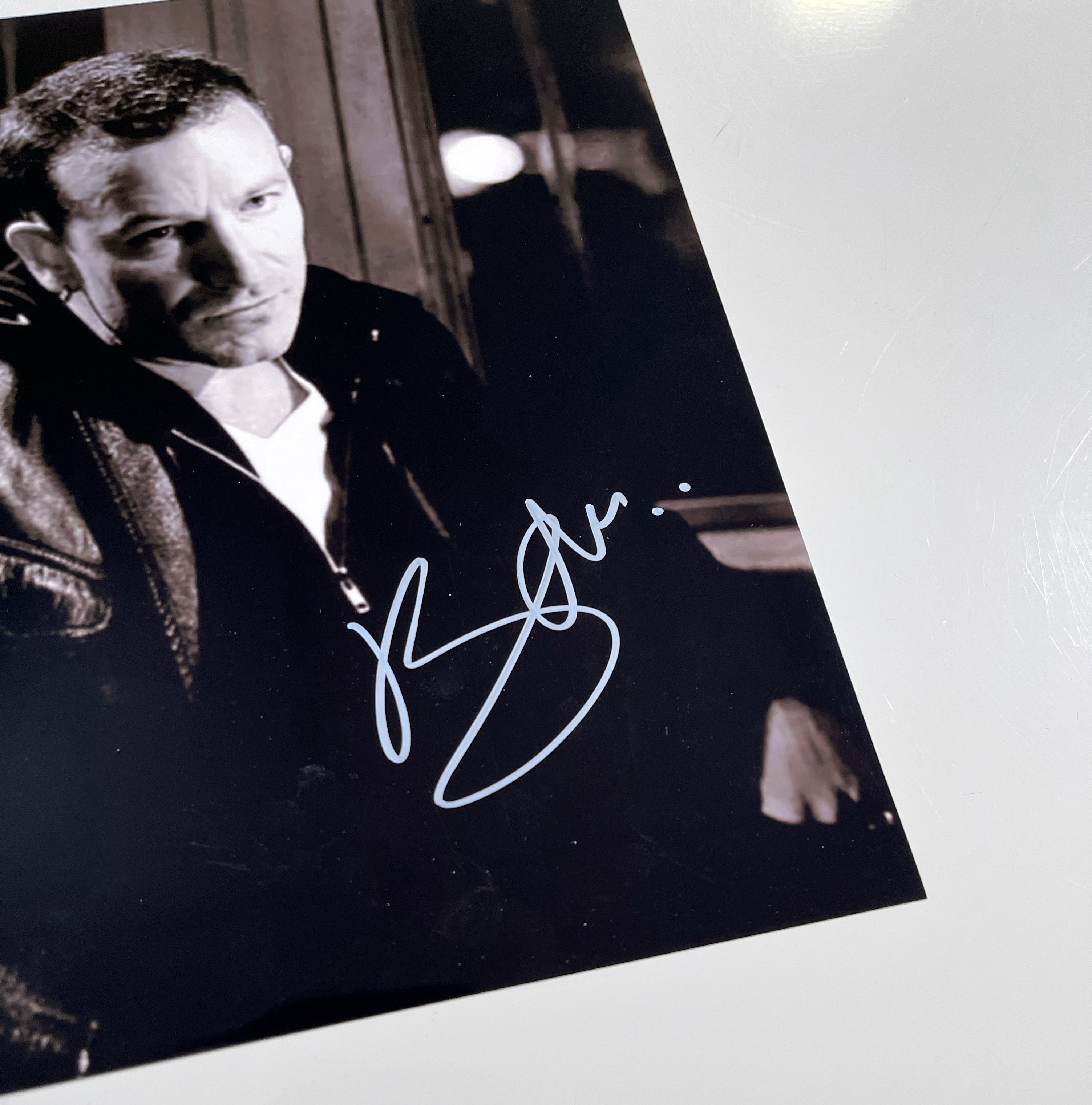 Lot 294 - BONO - SIGNED PHOTOGRAPH.