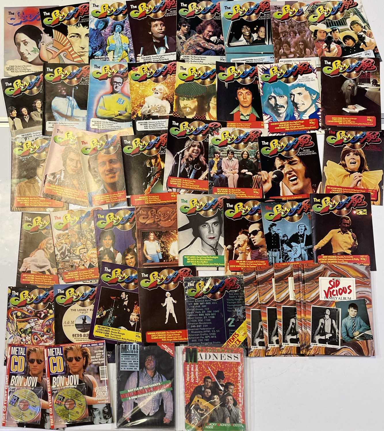 Lot 106 - MIXED MAGAZINE COLLECTION.