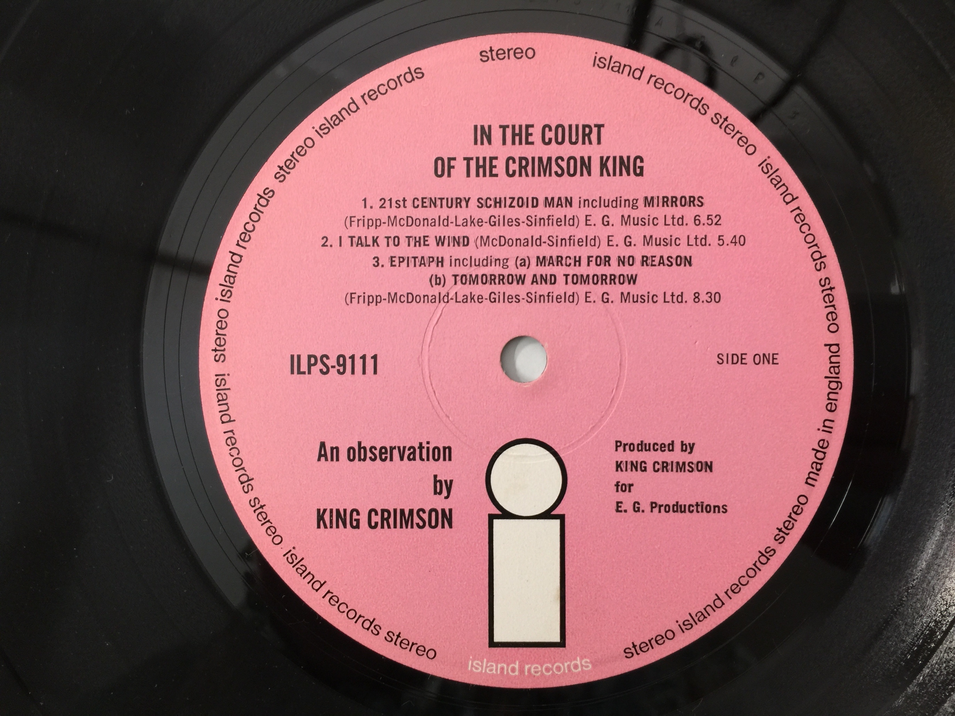 Lot 384 - KING CRIMSON - IN THE COURT OF THE CRIMSON