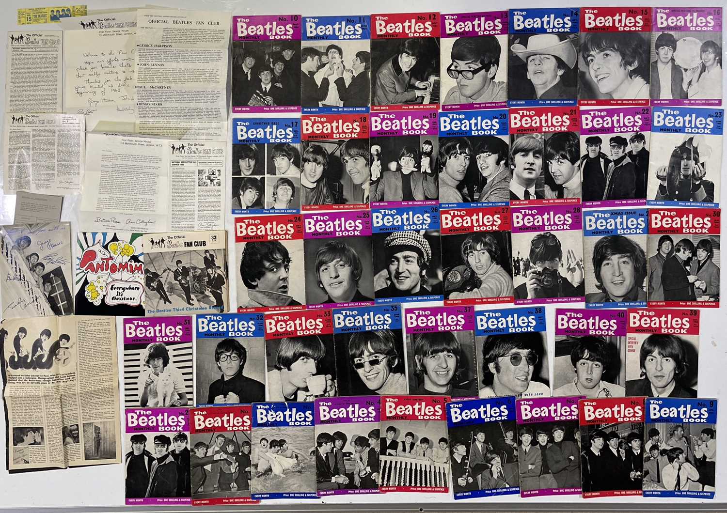 Lot 429 - BEATLES MEMORABILIA INC ORIGINAL MONTHLY