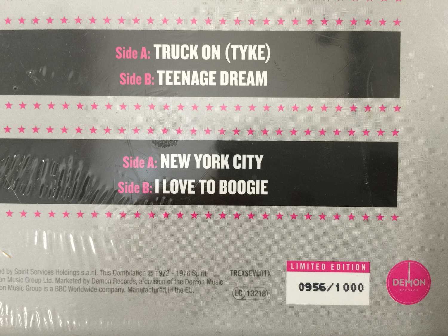 Lot 465 - T. REX / BOLAN - BOX SETS