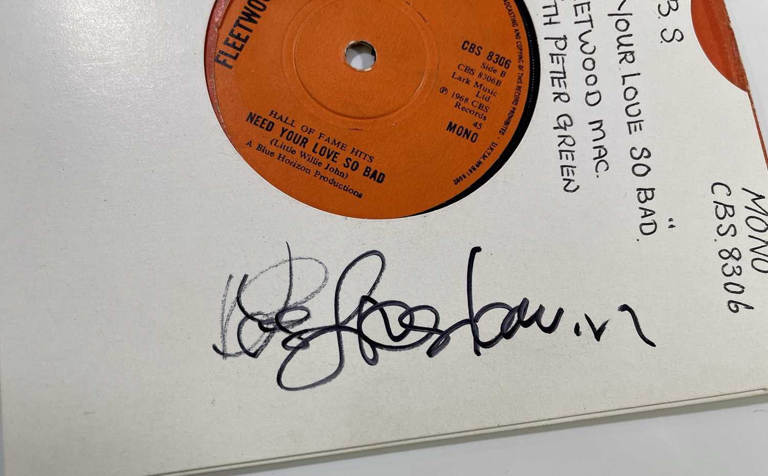 Lot 320 - FLEETWOOD MAC - PETER GREEN SIGNED 7" SINGLE.