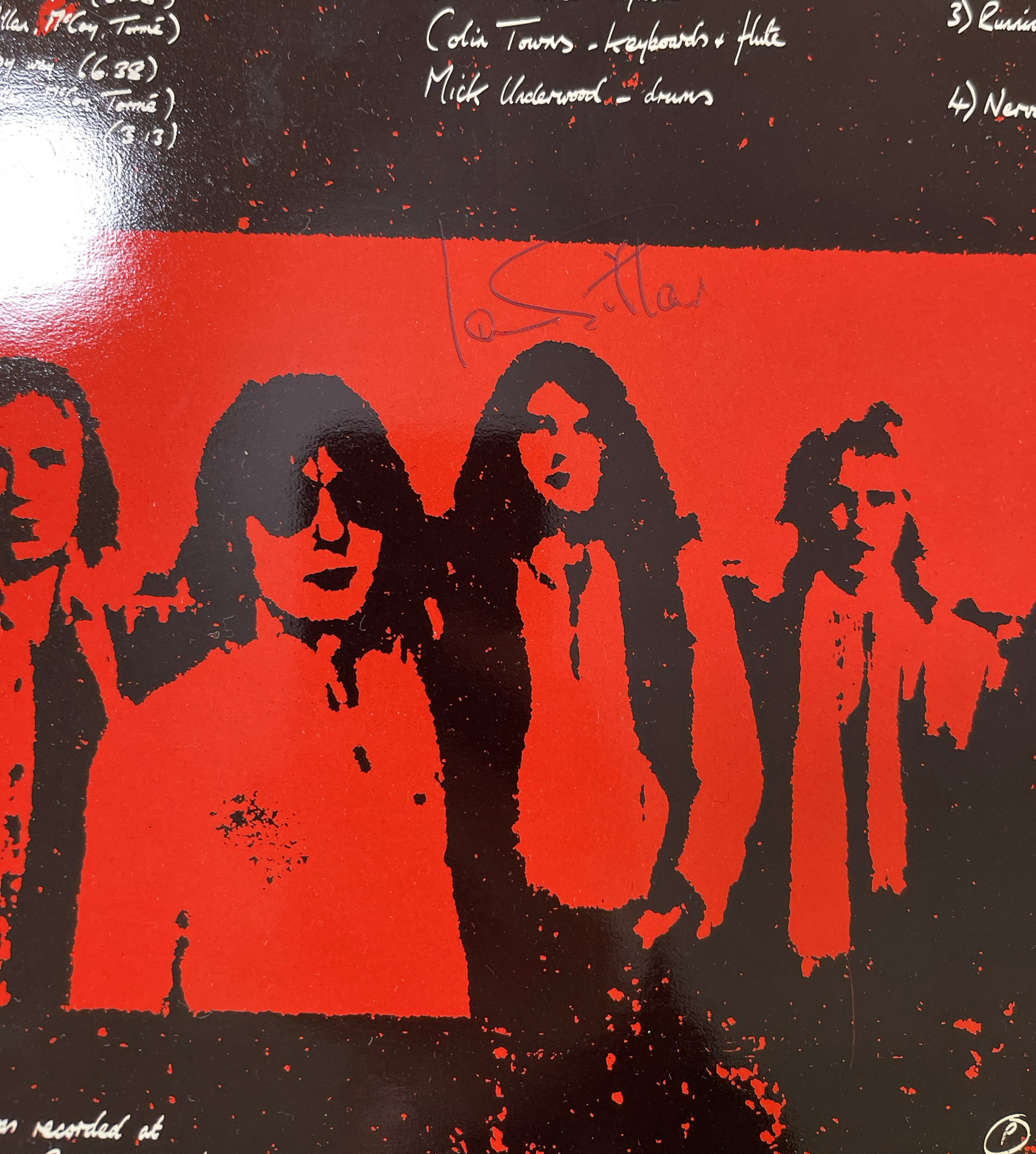 Lot 331 - ROCK AND HARD ROCK SIGNED ITEMS INC IAN