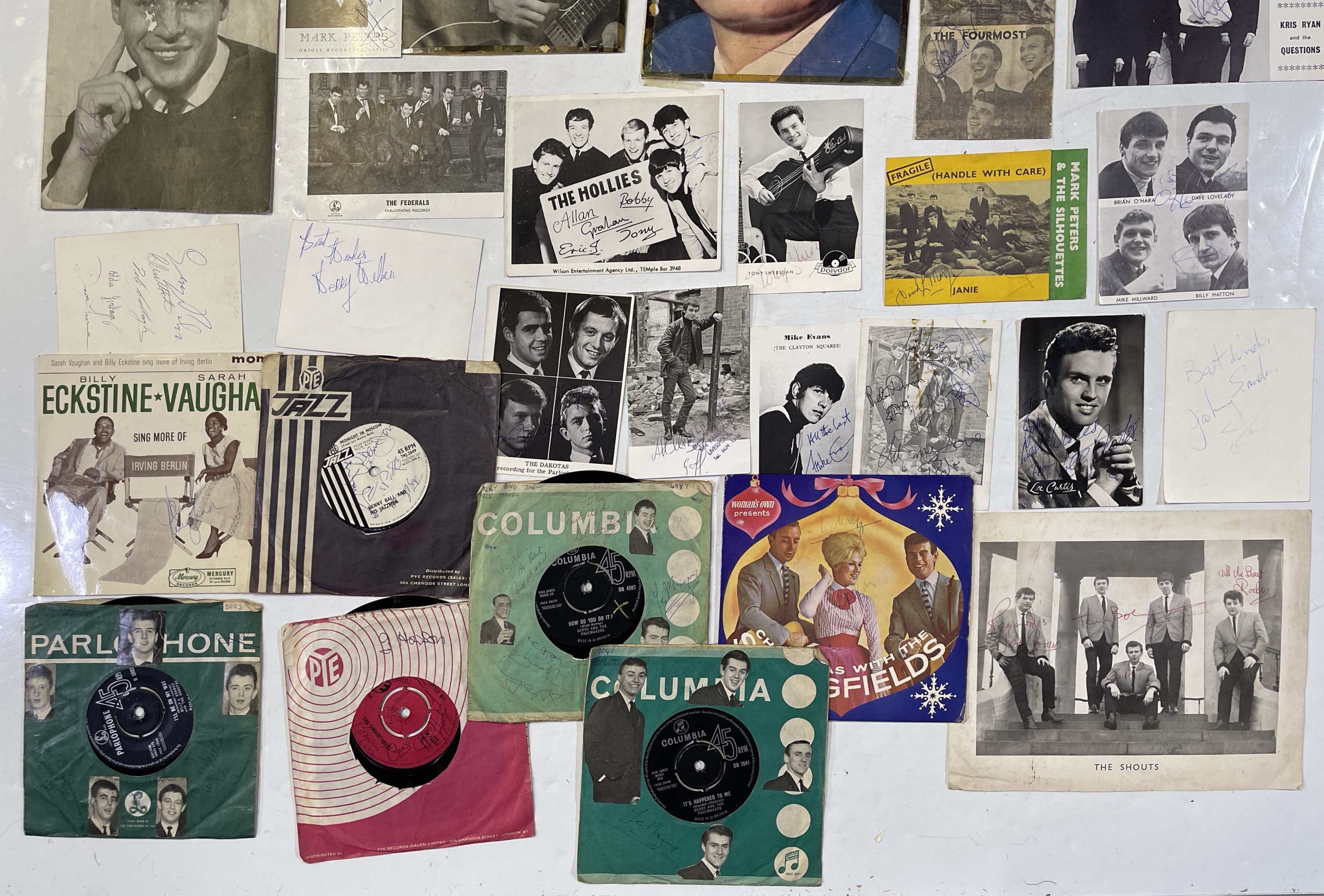 Lot 382 - SIGNED MUSIC MEMORABILIA INC 1960S STARS