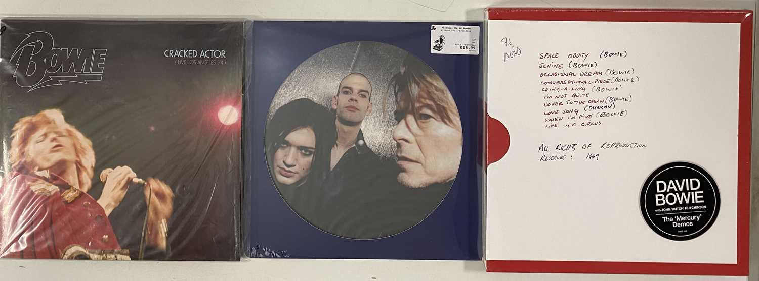 Lot 1192 - DAVID BOWIE - LP/ 12"/ BOX SET PACK
