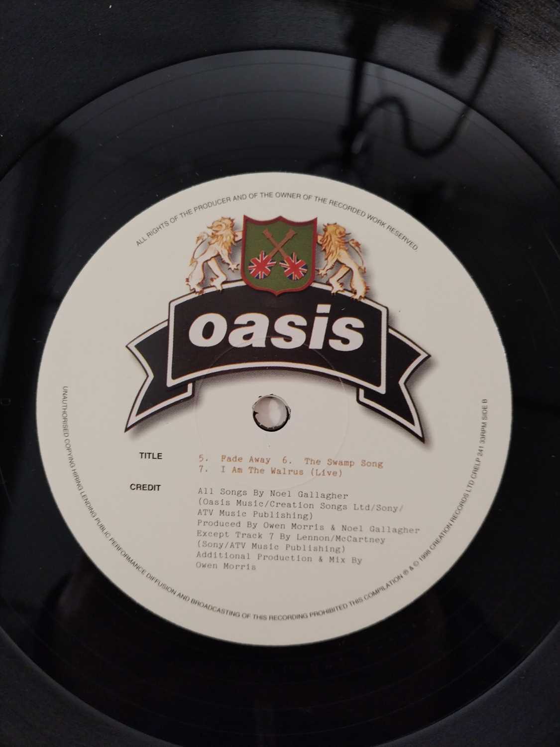 Lot 139 - OASIS - THE MASTERPLAN LP/ THE MASTERPLAN
