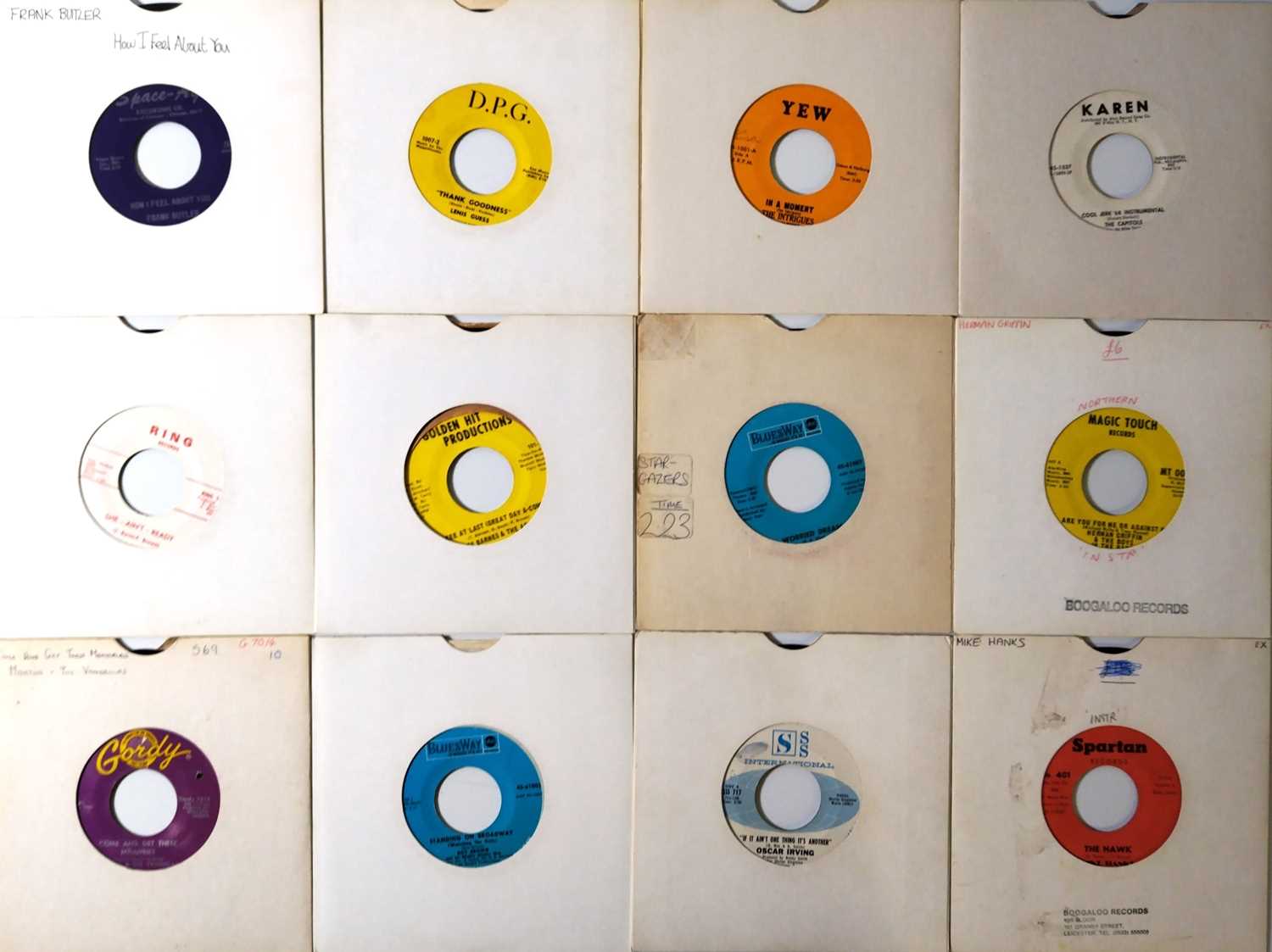 Lot 396 - 382 US ORIGINAL 60's SINGLES (SOUL)