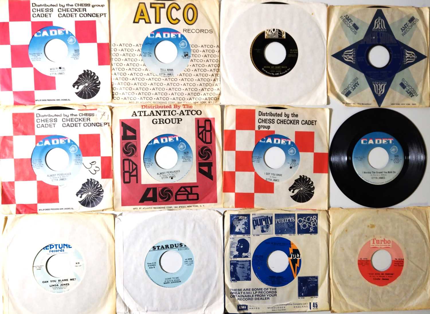 Lot 417 - 112 US ORIGINAL 60'S SINGLES (SOUL)