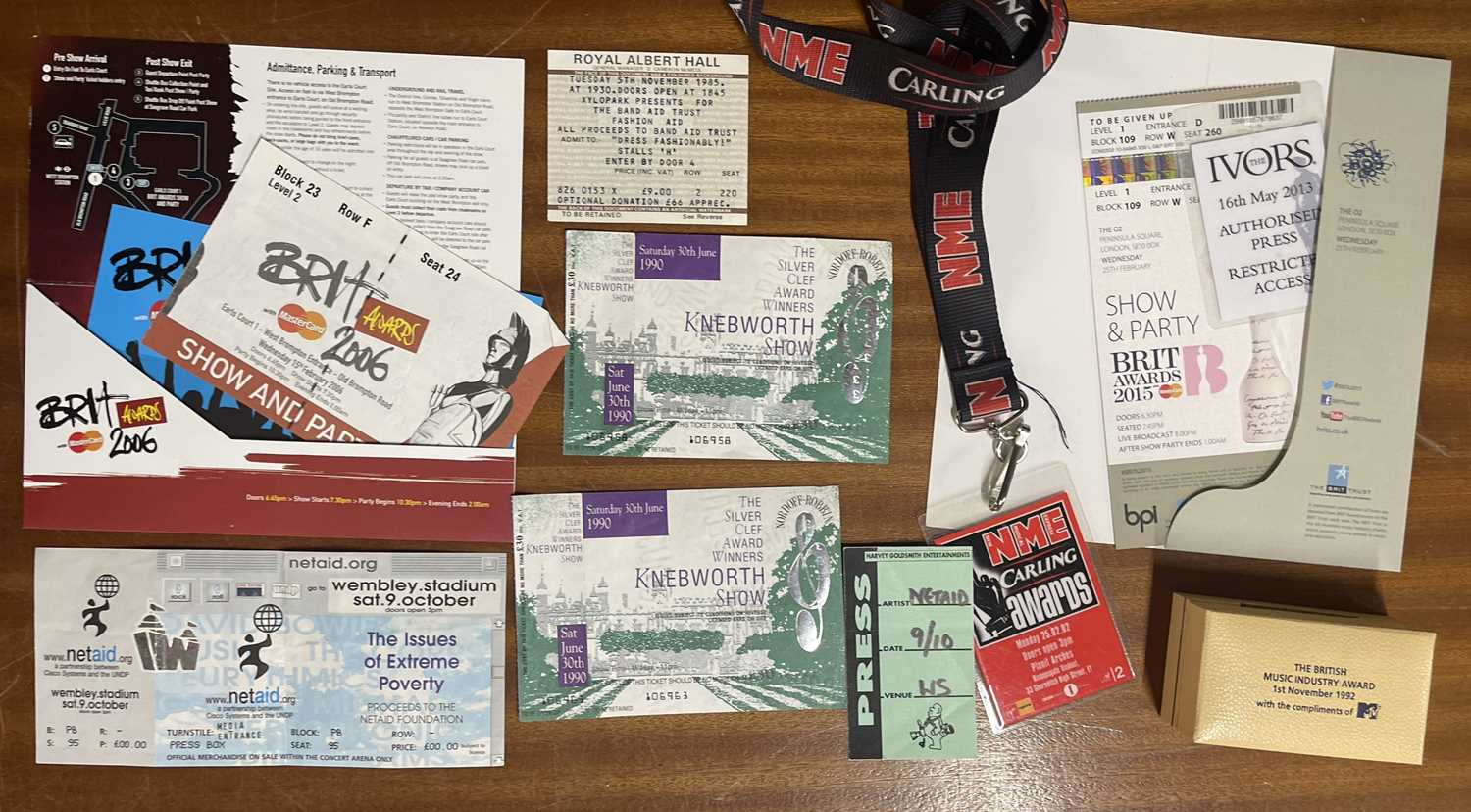 Lot 8 - UK AWARDS SHOWS - TICKETS / PASSES