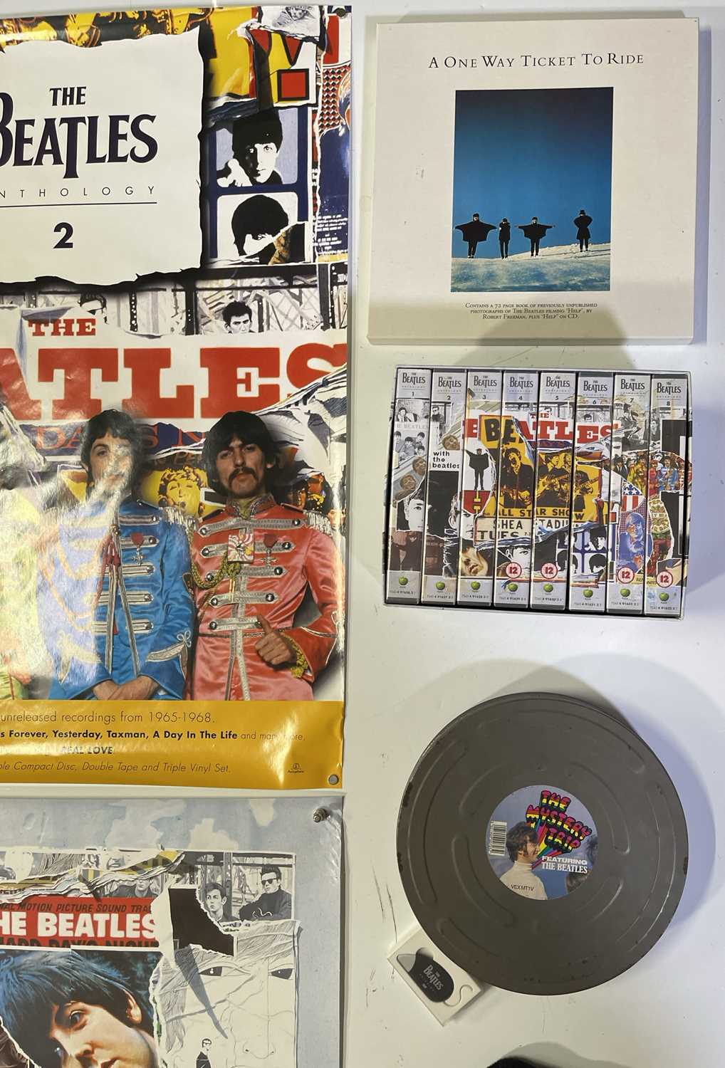 Lot 441 - THE BEATLES - MEMORABILIA COLLECTION INC