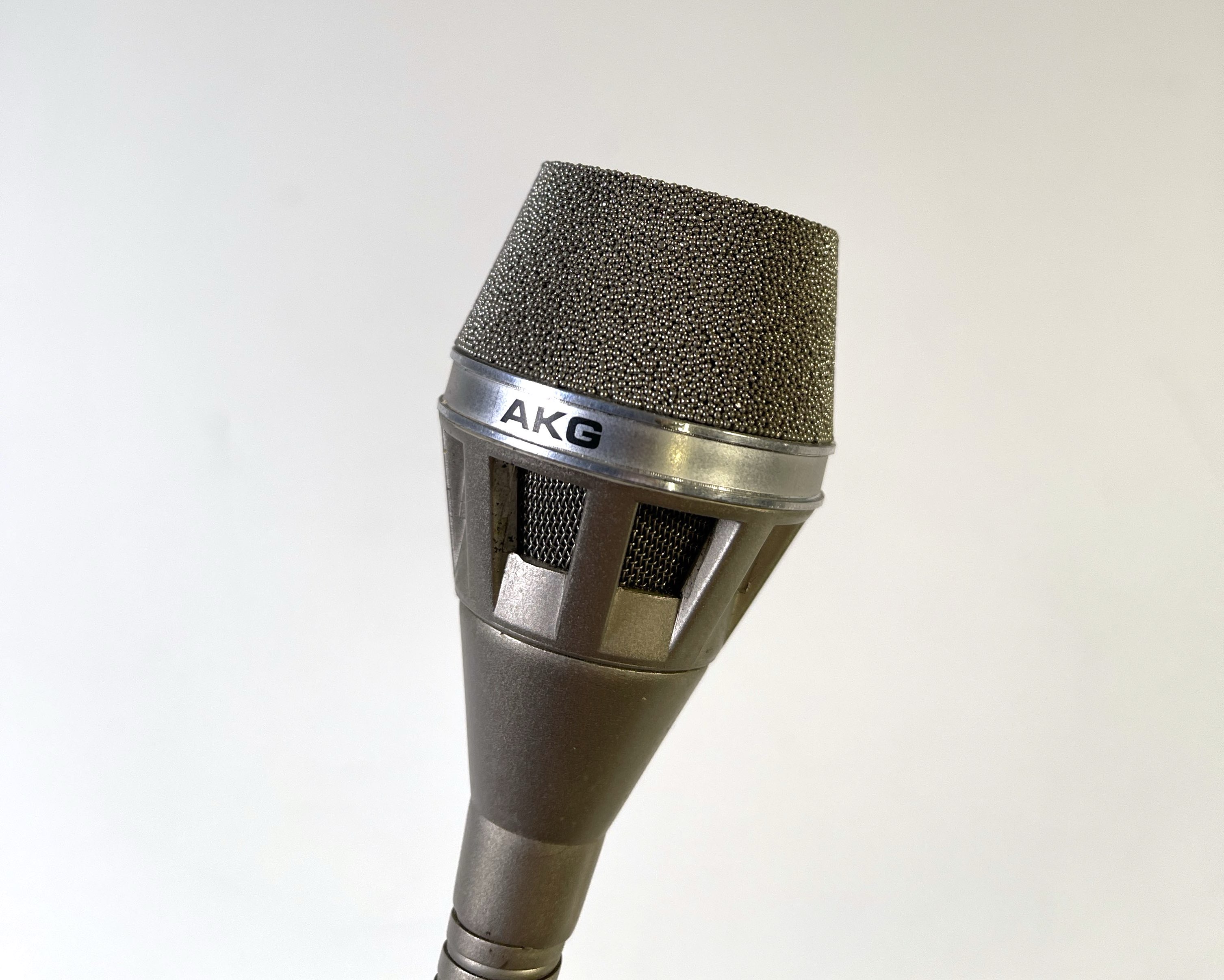 Lot 32 - C 1980S AKG VINTAGE GOOSENECK MICROPHONE.