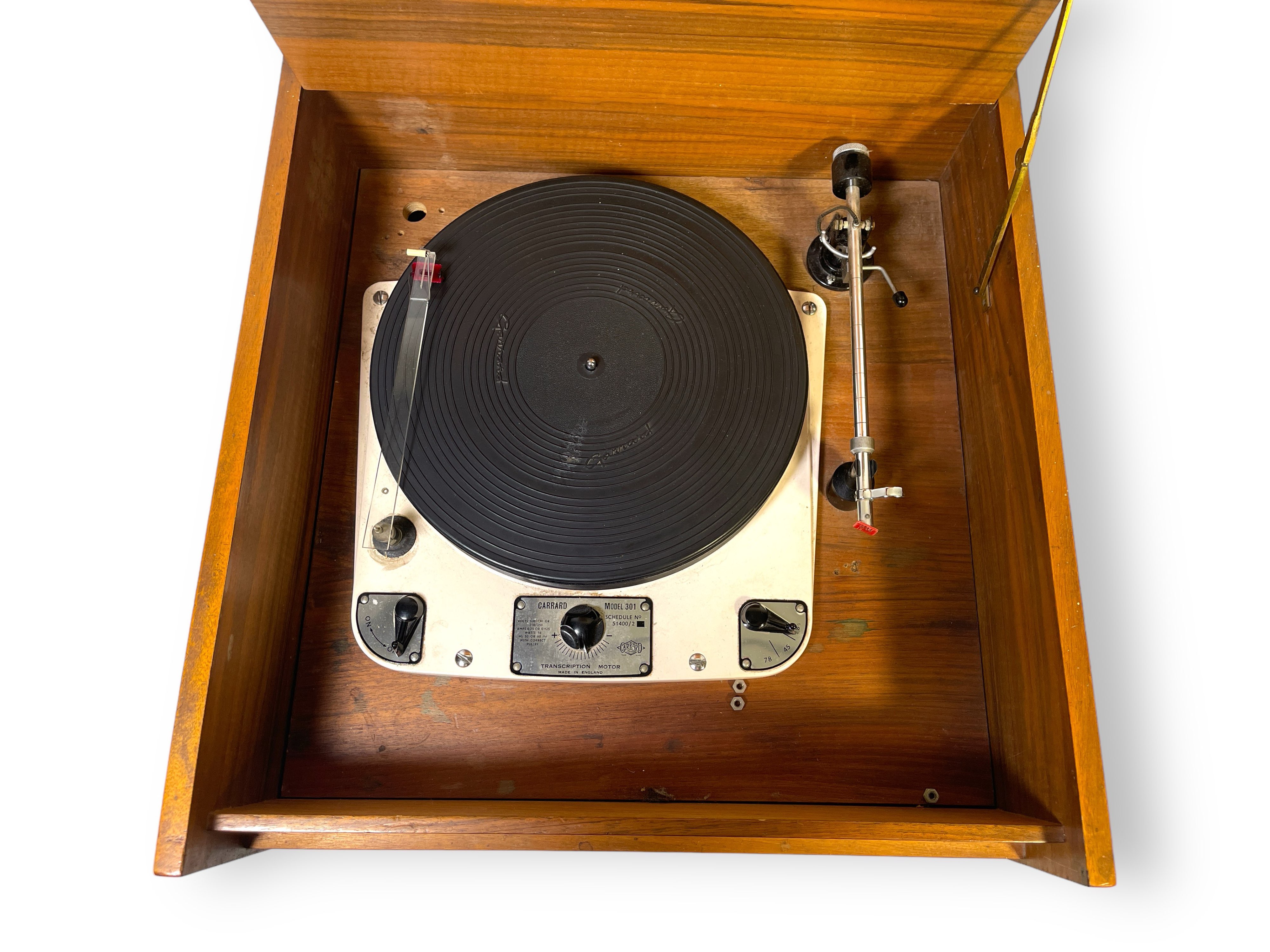 Lot 33 - GARRARD 301 TRANSCRIPTION TURNTABLE.
