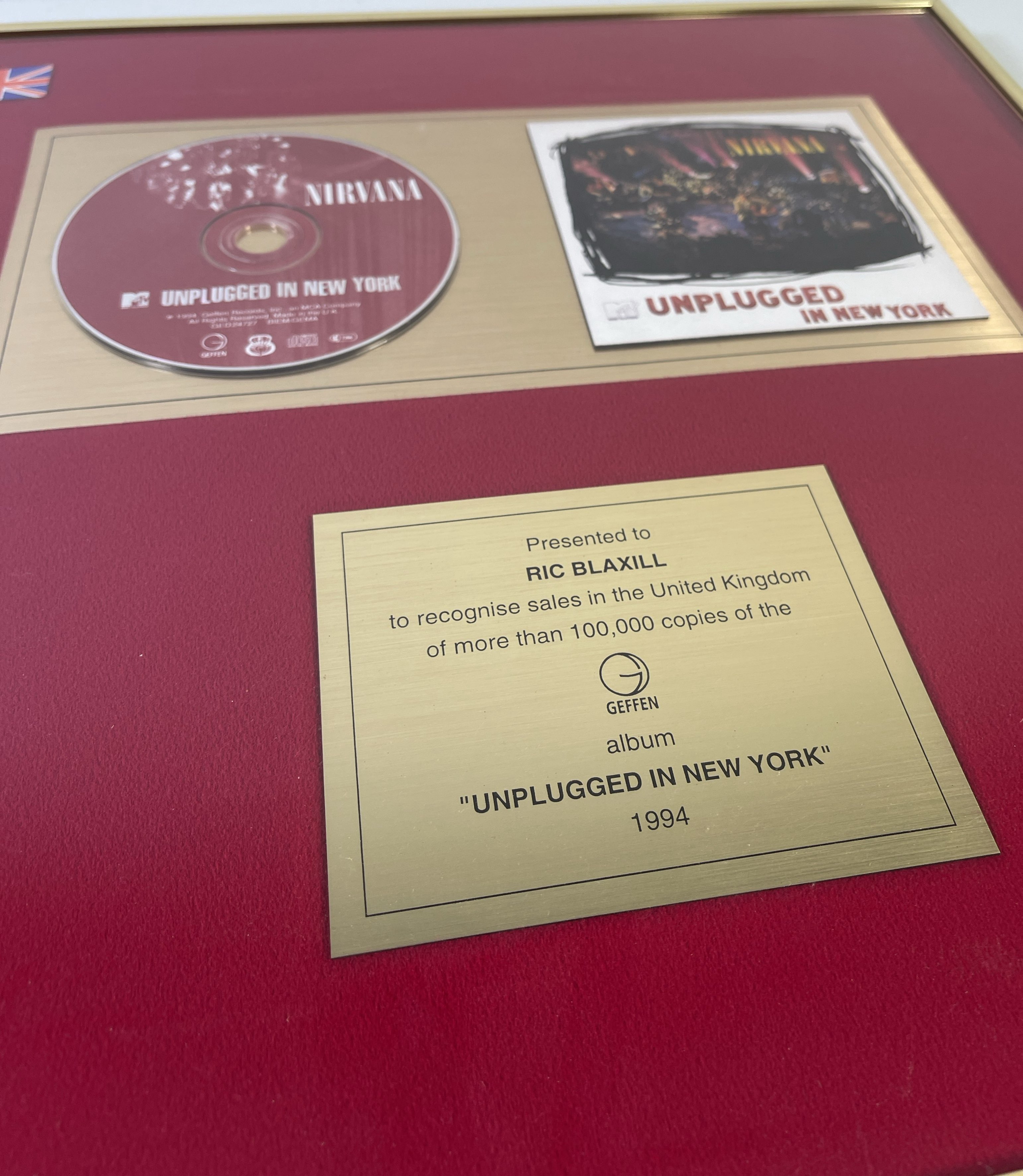 Lot 384 - NIRVANA - CD SALES AWARD.