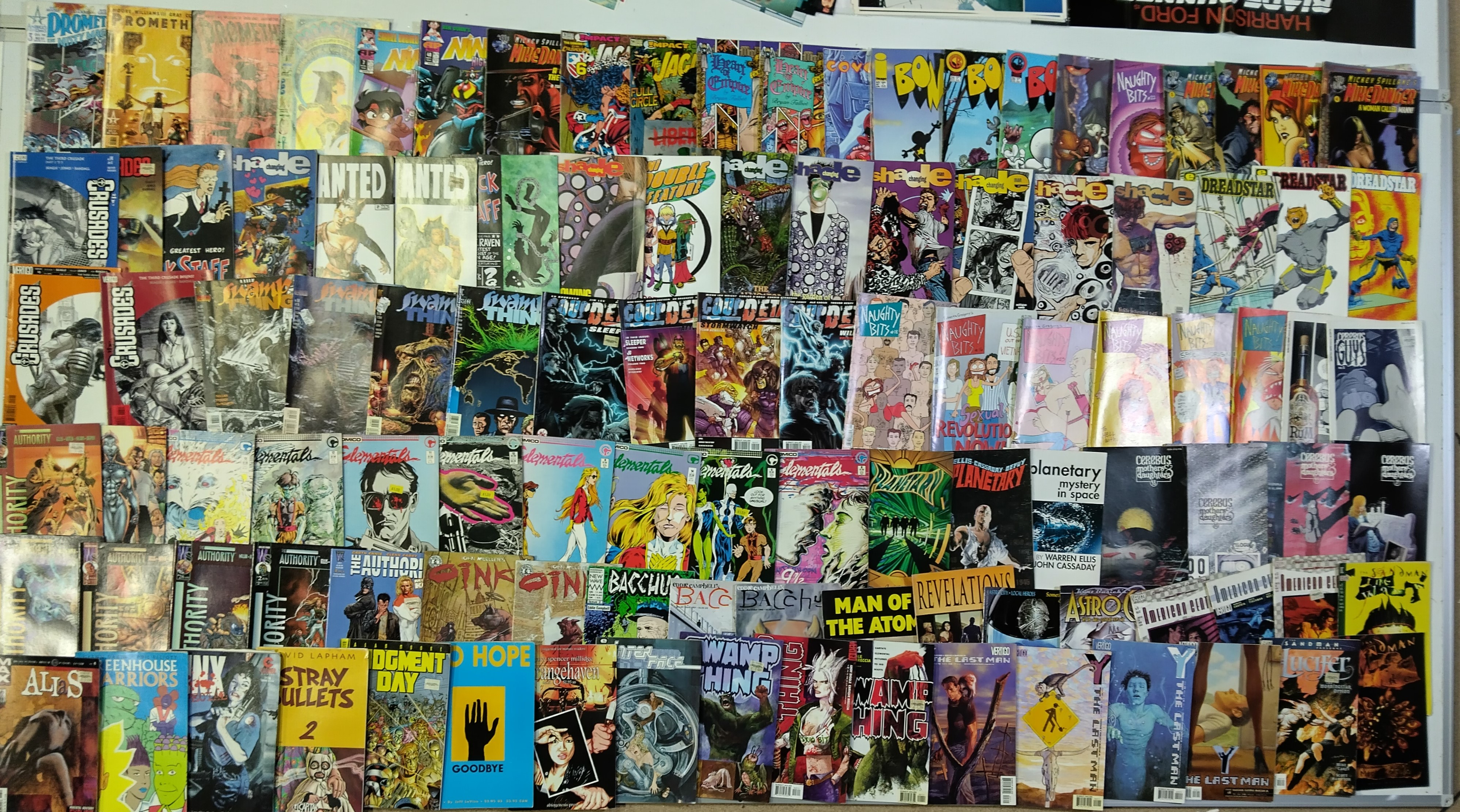 Lot 76 - LARGE COLLECTION OF COMICS.
