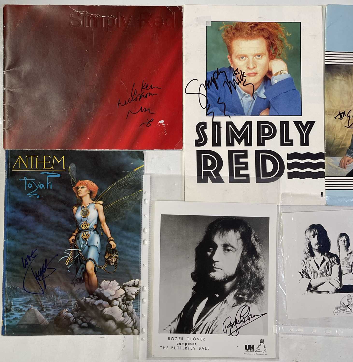 Lot 353 - AUTOGRAPH COLLECTION INC ROGER