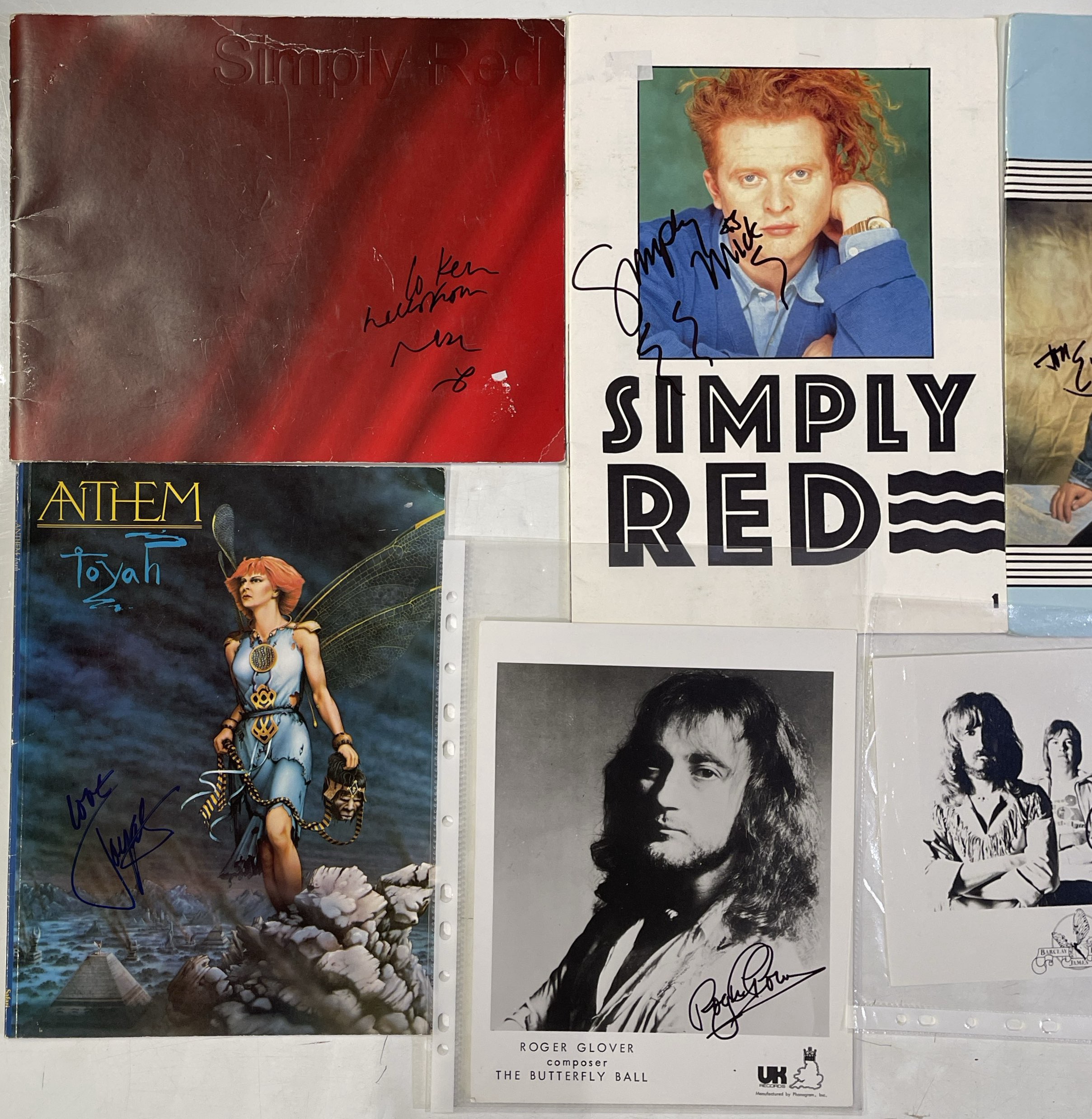 Lot 353 - AUTOGRAPH COLLECTION INC ROGER