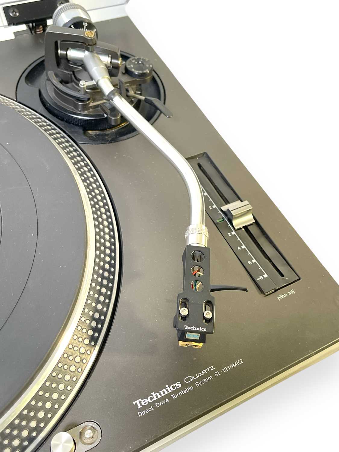 Lot 49 - TECHNICS SL-1210MK2 TURNTABLE.
