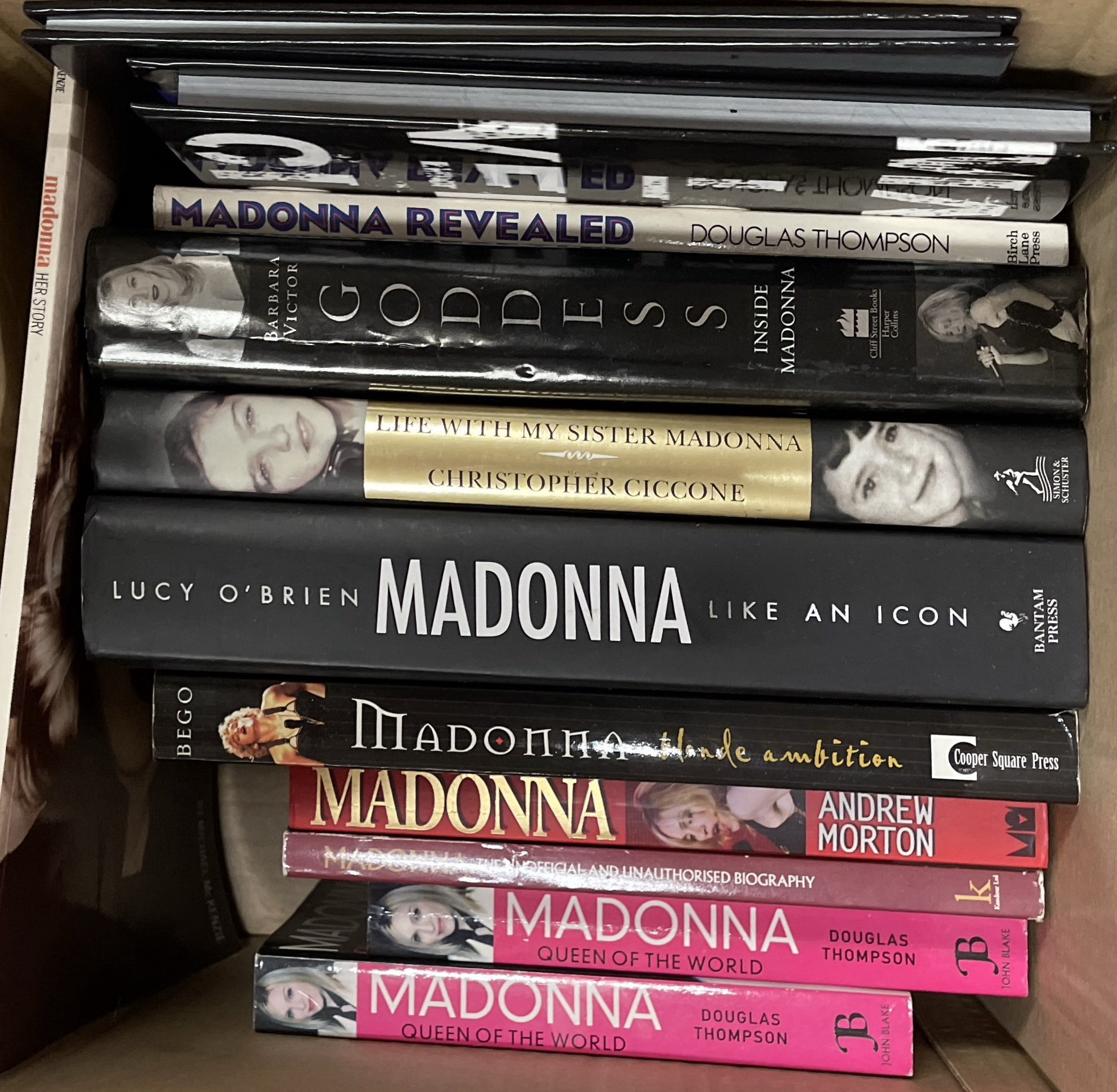 Lot 514 - MADONNA - LARGE COLLECTION OF BOOKS,
