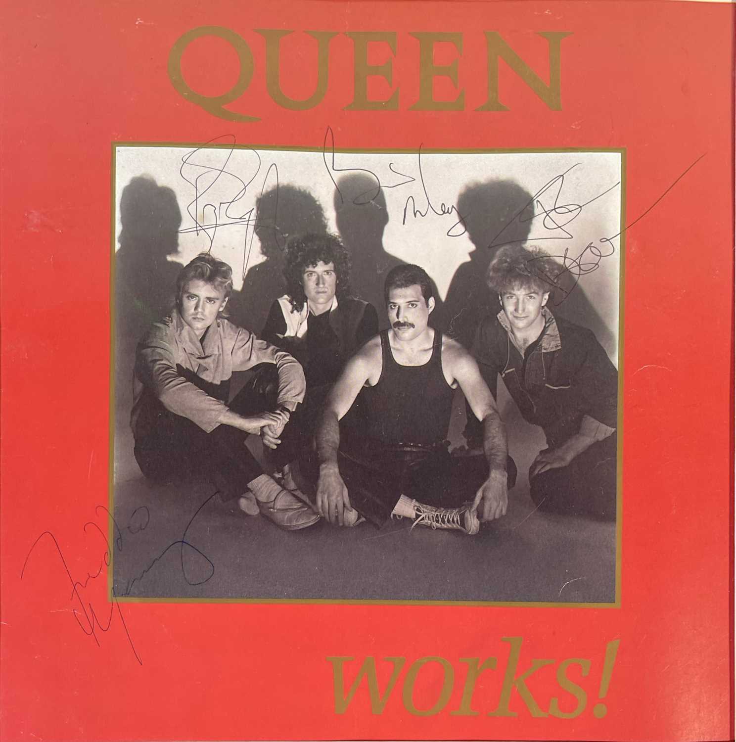 Lot 468 - QUEEN - A FULLY SIGNED THE WORKS TOUR