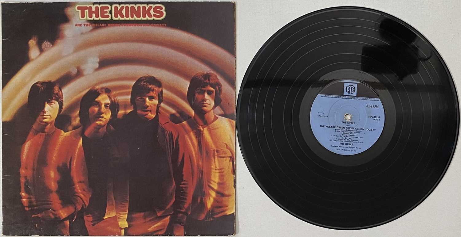 Lot 642 - THE KINKS - ARE THE VILLAGE GREEN