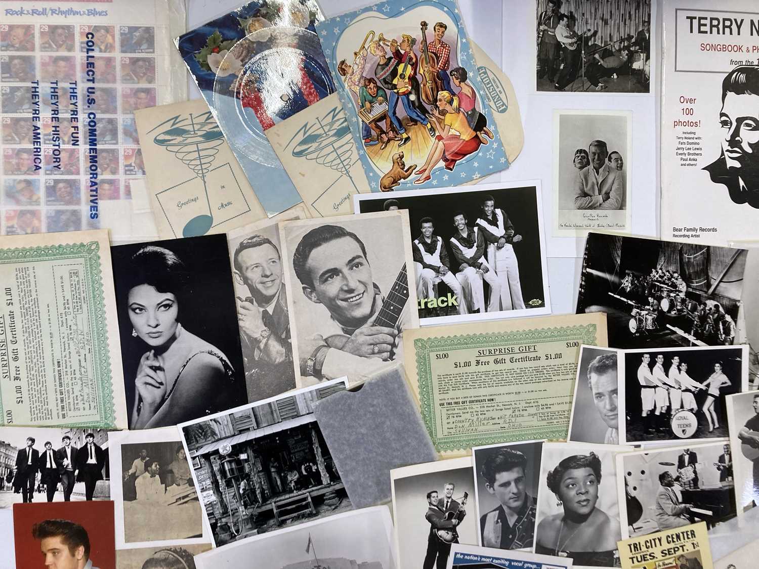 Lot 382 - ROCK AND ROLL - POP MUSIC - COLLECTION OF