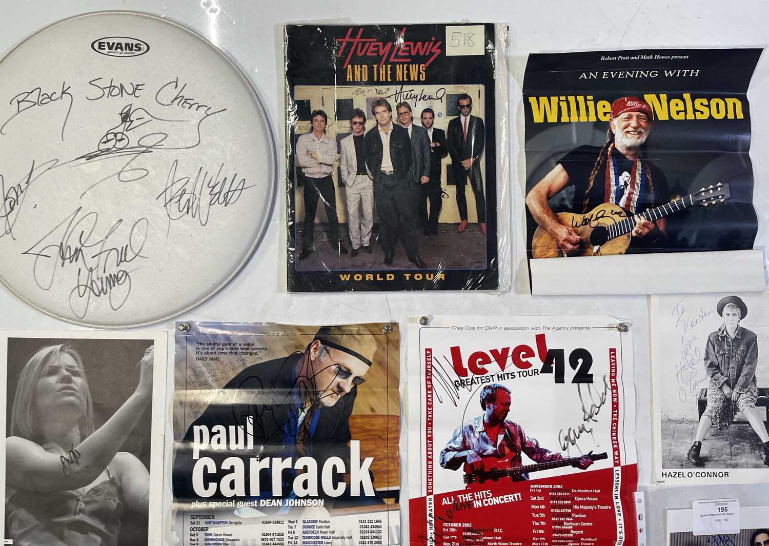 Lot 138 - AUTOGRAPH COLLECTION INC BLACK EYED PEAS.