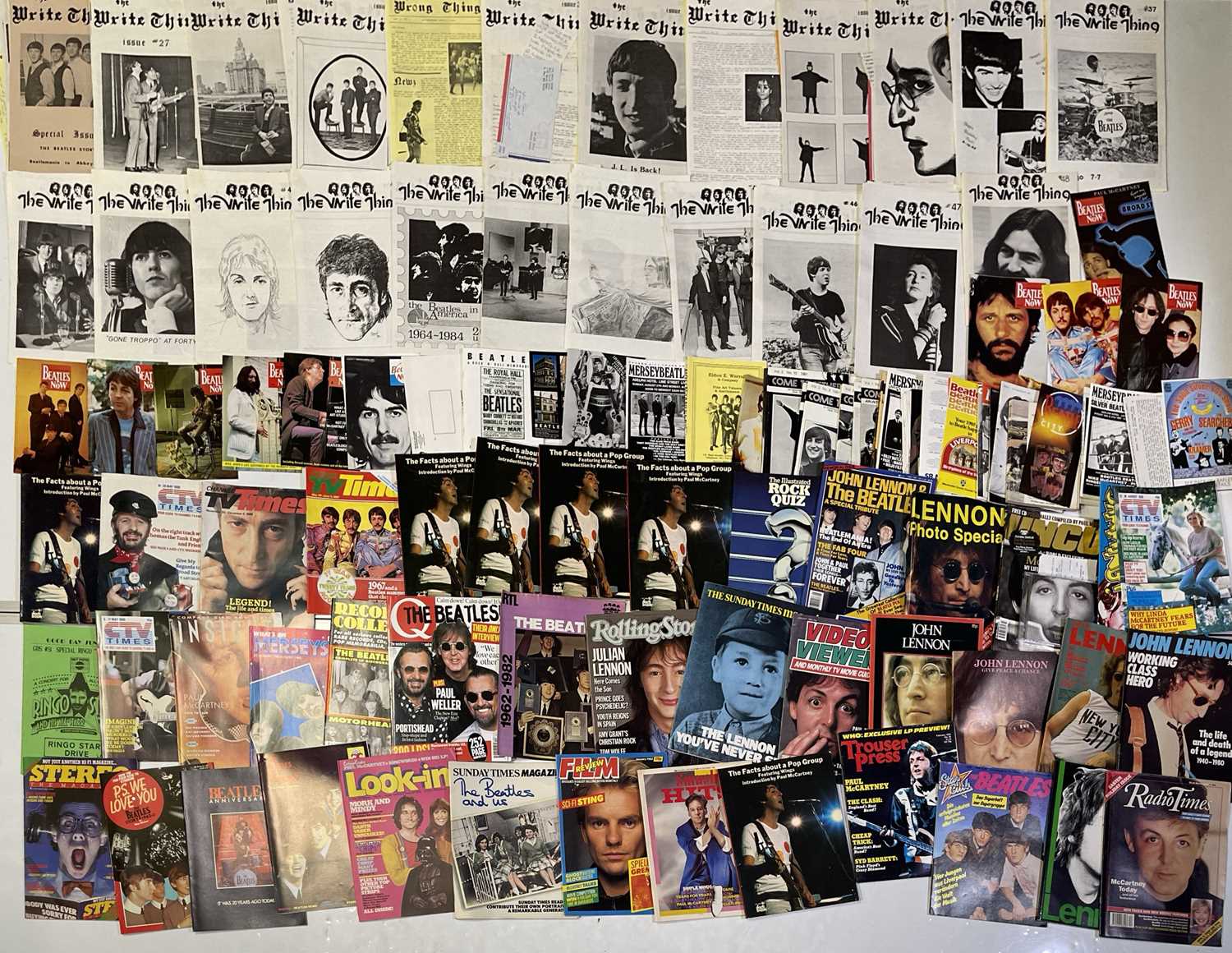 Lot 450 - THE BEATLES - LARGE COLLECTION OF MAGAZINES