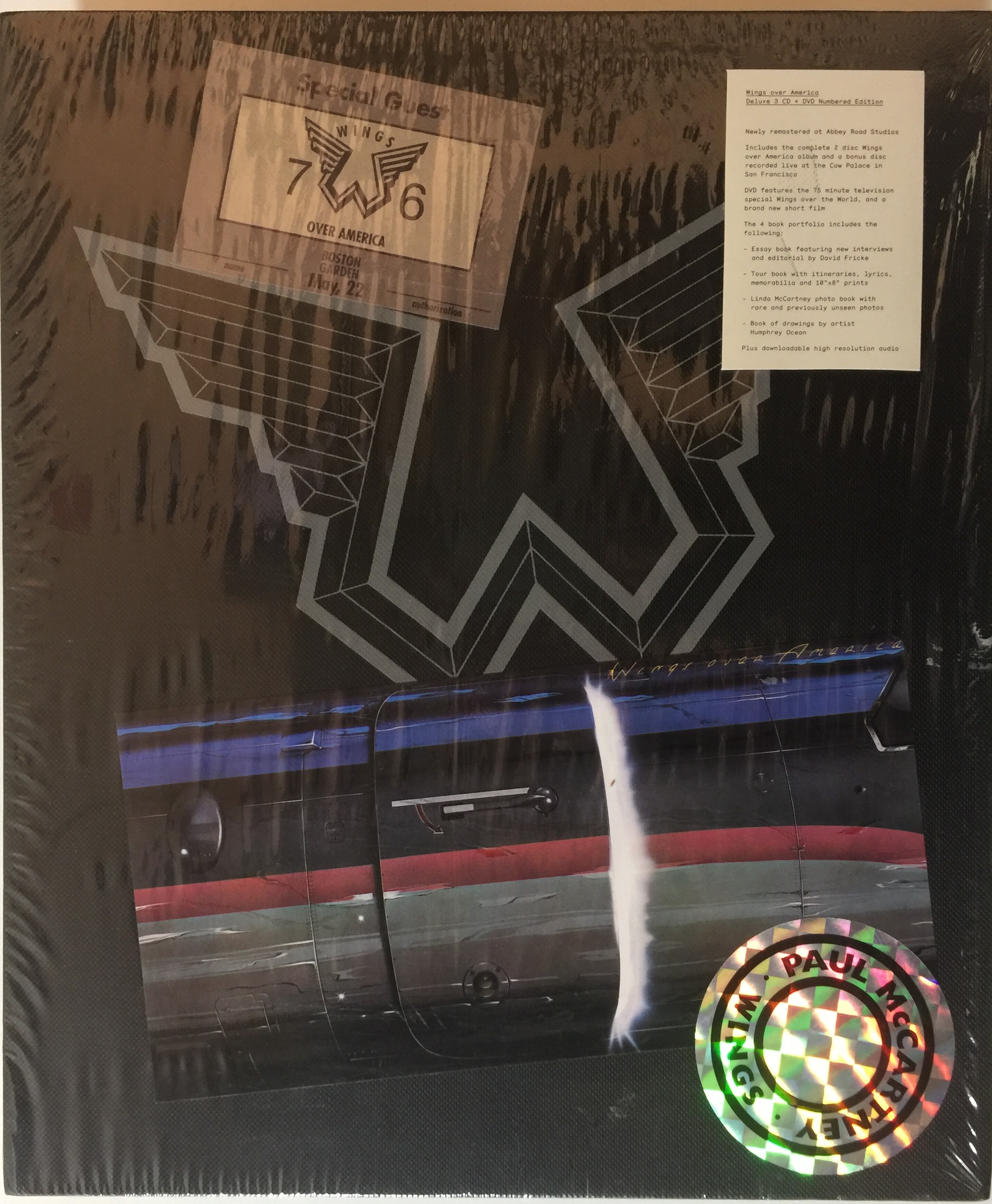 Lot 82 - WINGS - WINGS OVER AMERICA - DELUXE 2013