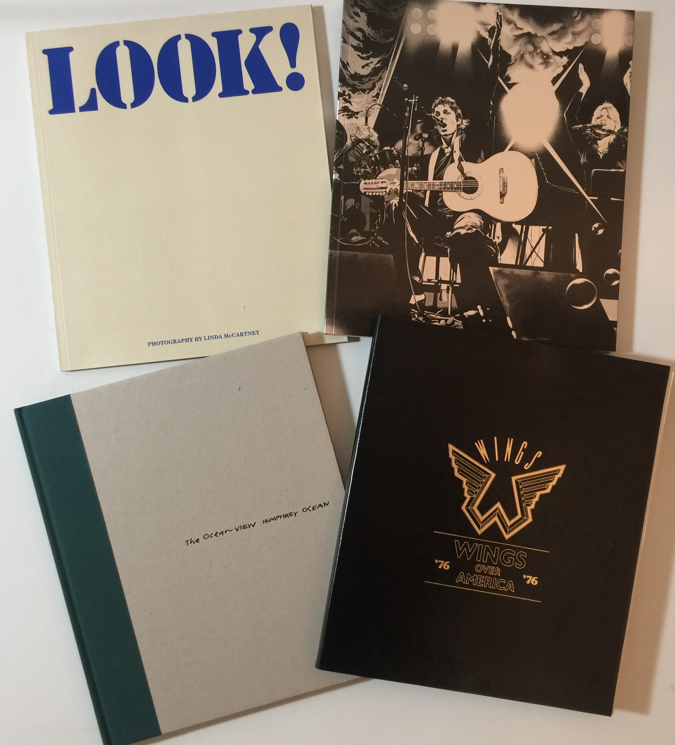 Lot 82 - WINGS - WINGS OVER AMERICA - DELUXE 2013