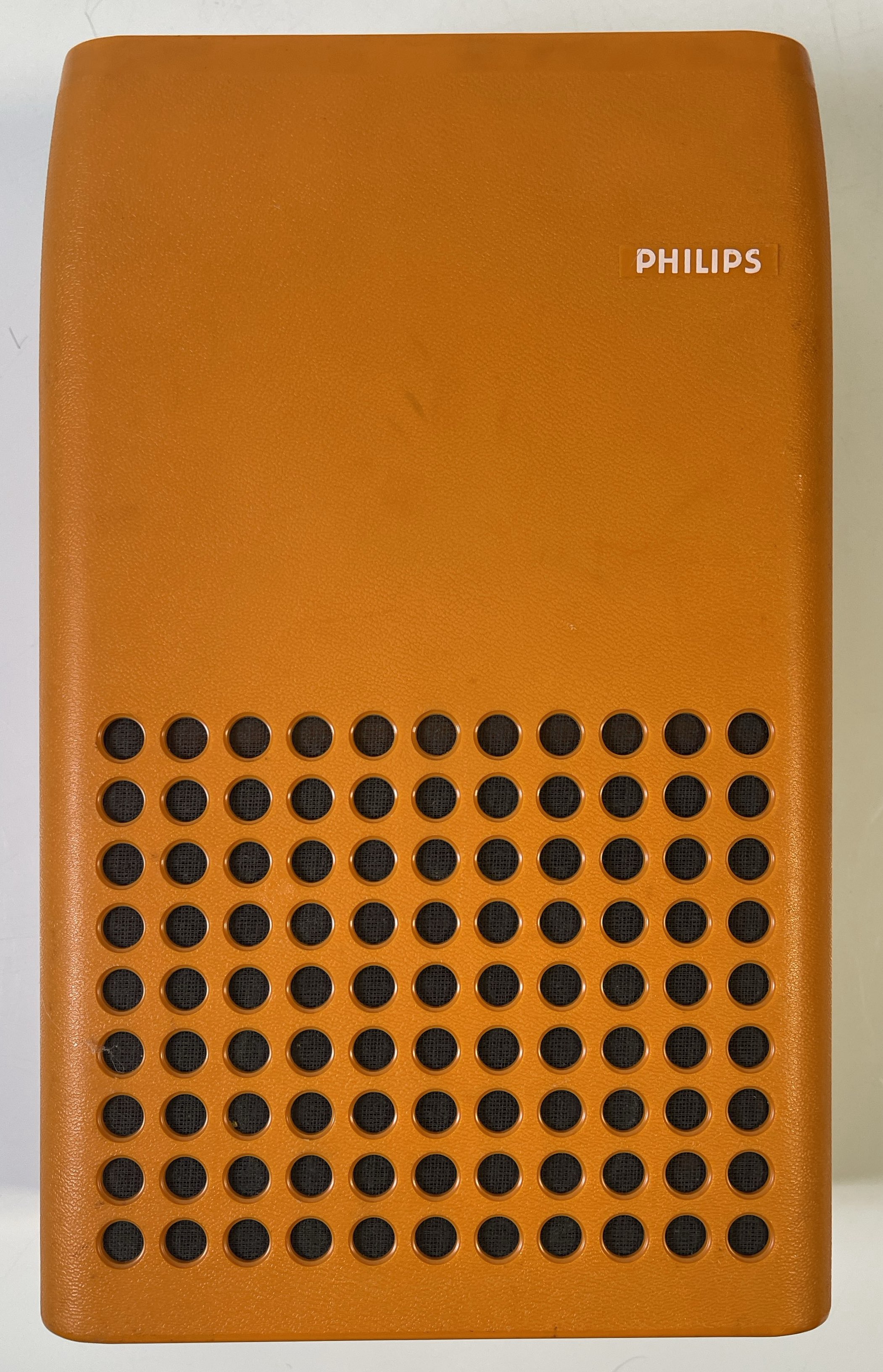 Lot 27 - PHILIPS 133 PORTABLE RECORD PLAYER.