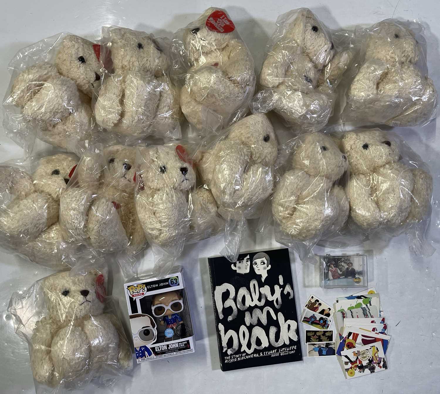 Lot 173 - THE BEATLES - COLLECTABLES INC 'PLUSH BEARS'.